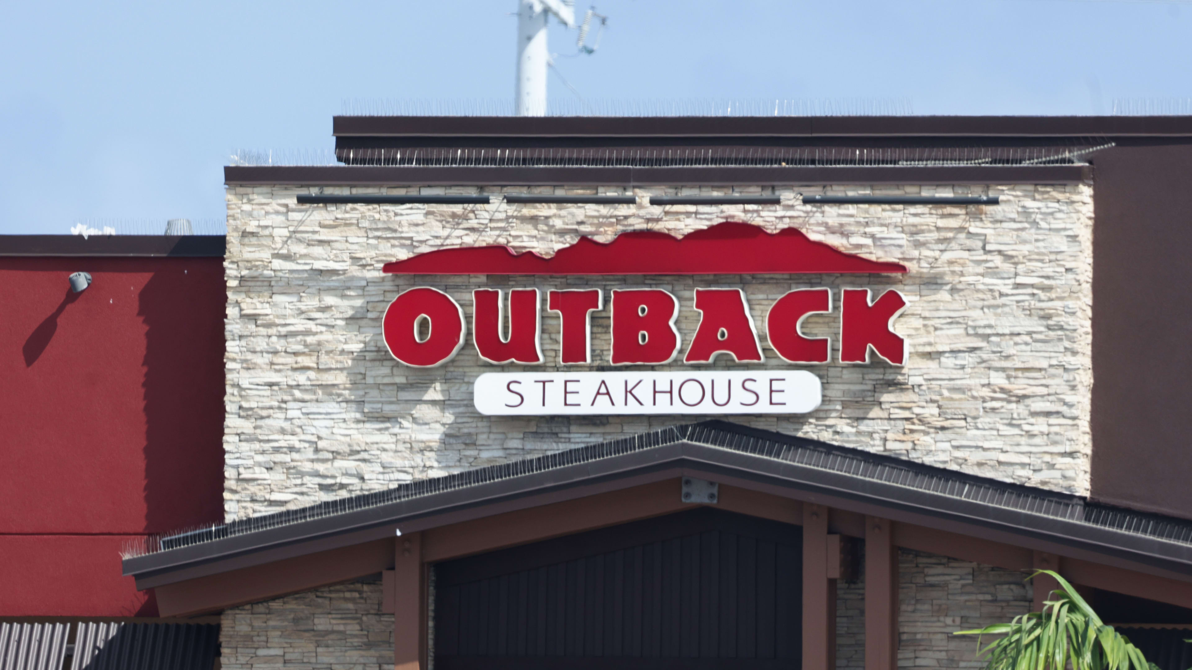 Outback Announces Return of Fan-Favorite Menu Item - Men's Journal