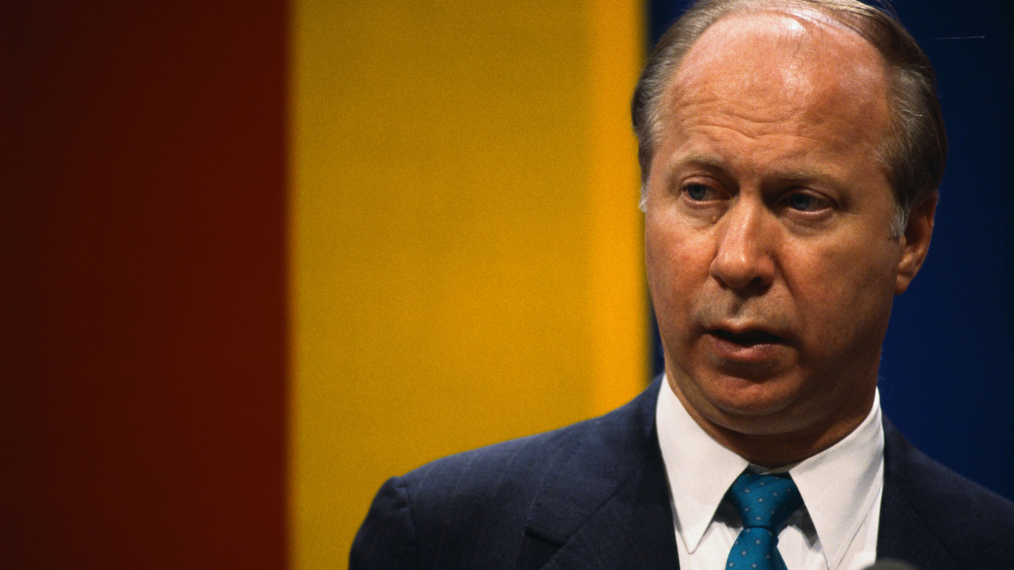 David Gergen's Tragic Cause of Death Revealed - Men's Journal