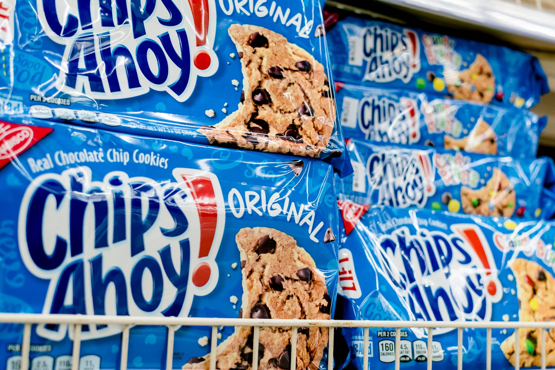 Chips Ahoy's New First-Ever Flavor Is For Stranger Things Fans - Men's ...
