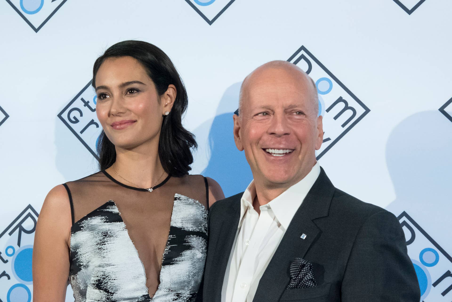 Bruce Willis’ Wife Sends Clear 2-Word Message Amid Husband’s Health ...