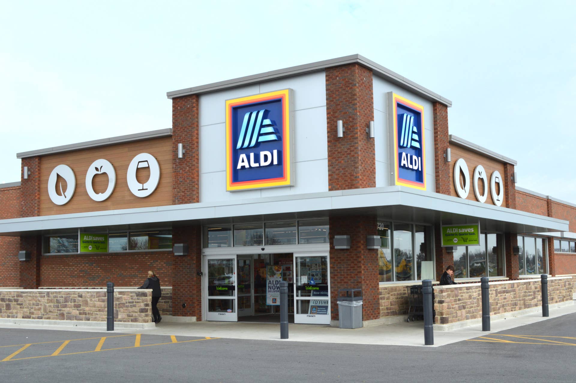 Aldi's New 'Restaurant-Quality' Salsas Have Fans Stocking Up - Men's ...