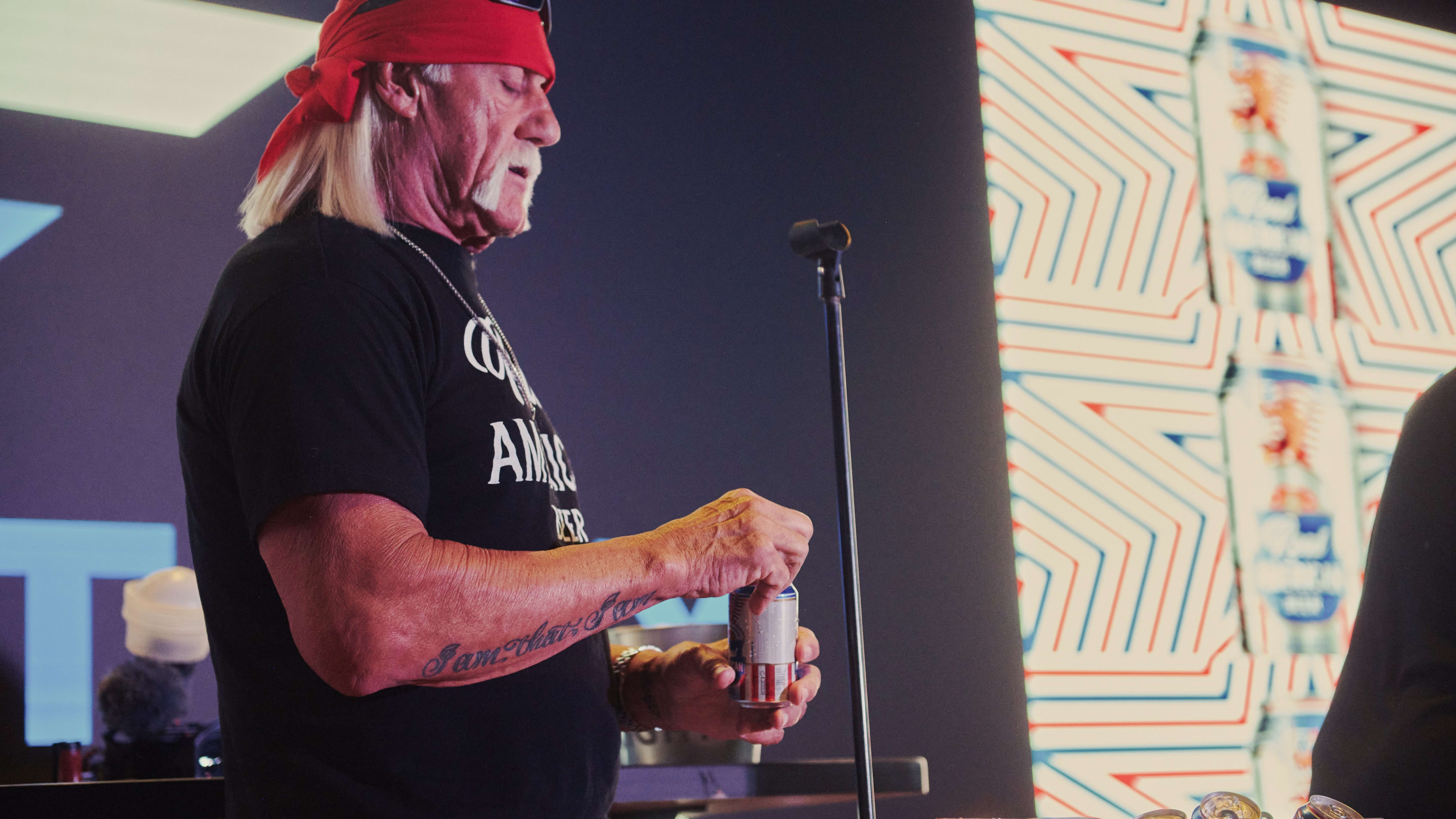 Lawmaker Apologizes for Comment on Hulk Hogan’s Death - Men's Journal