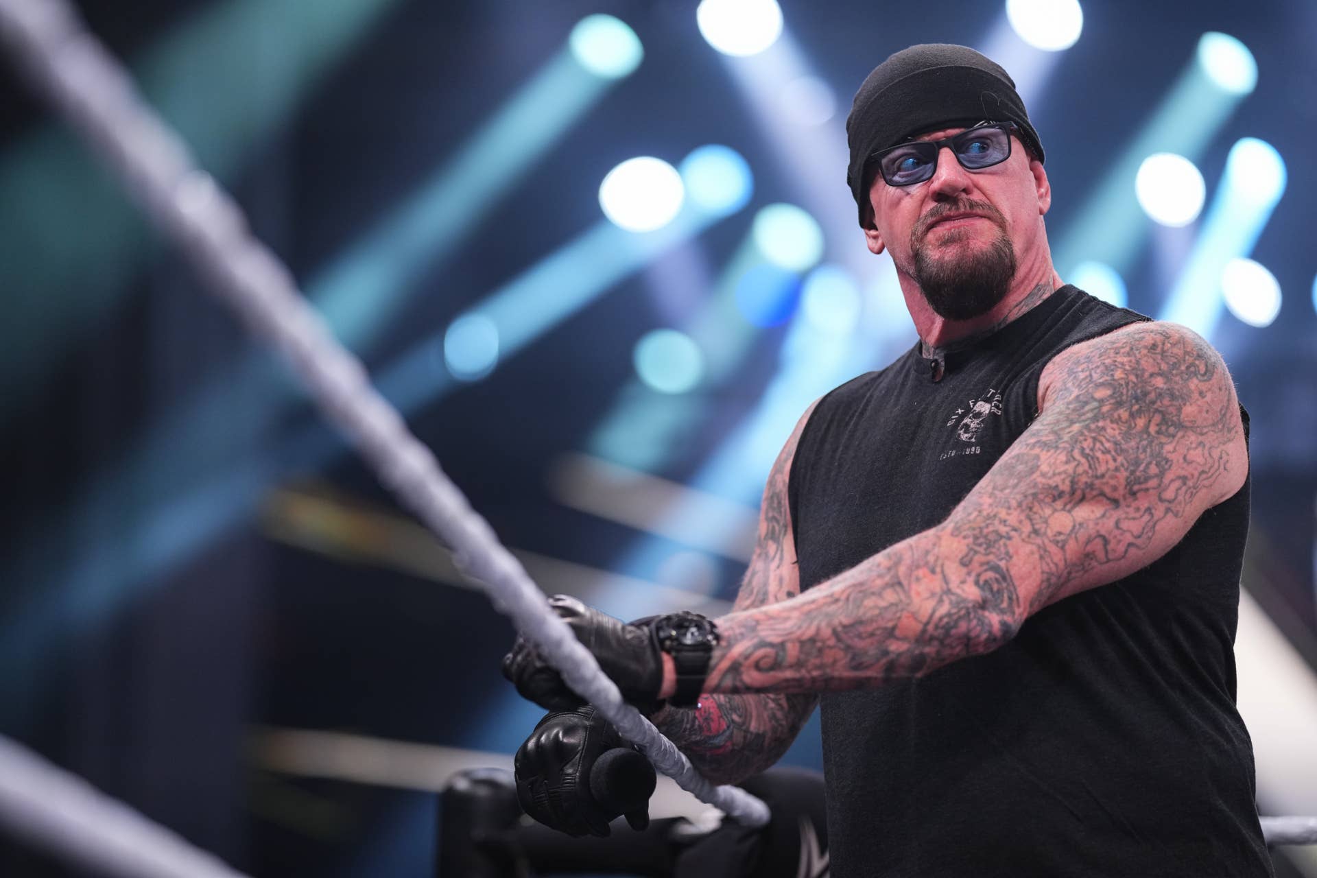 Undertaker Pays Tribute to Hulk Hogan - Men's Journal