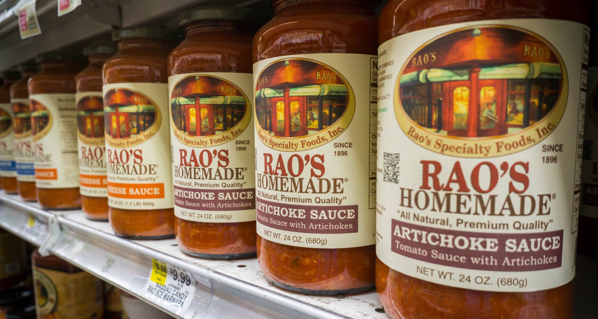 Costco's Best-Selling Jarred Sauce Is 30% Off In Rare Sale - Men's Journal