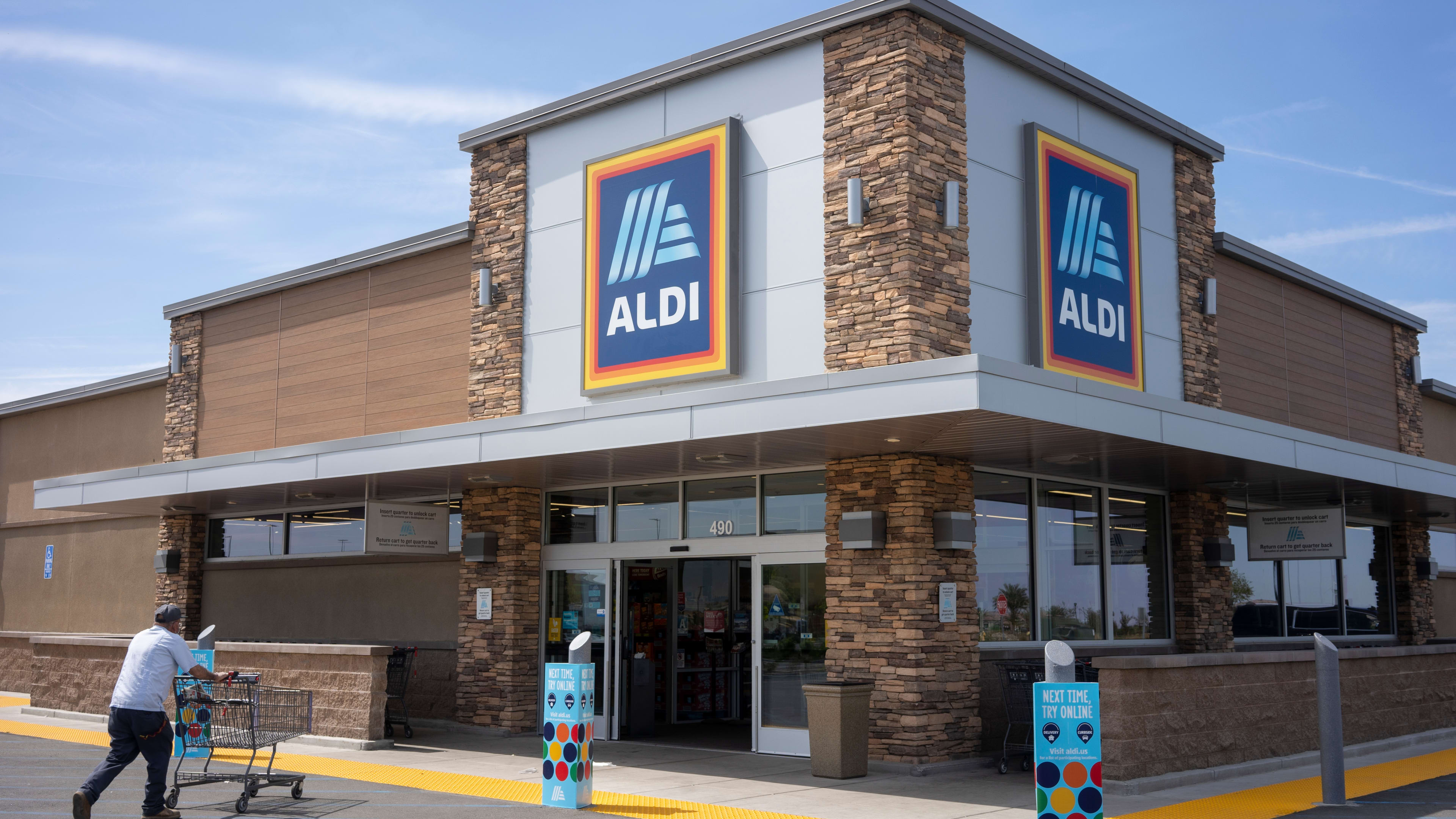 Aldi Brings Back Its 3-Pack Bento Boxes to Fans' Delight - Men's Journal
