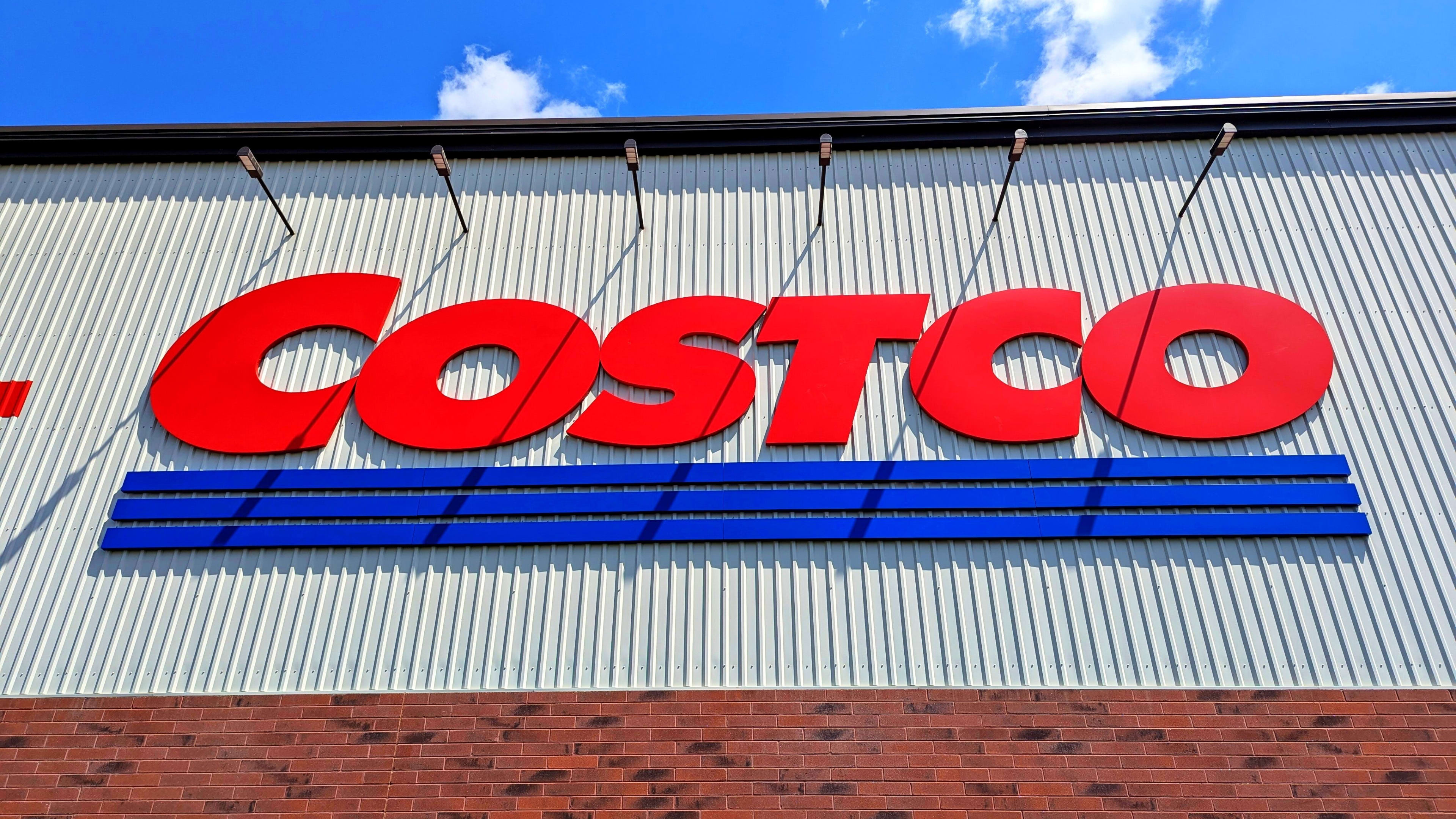 Costco's New Milk Shake Has 30-Grams Of Protein, 150 Calories - Men's ...