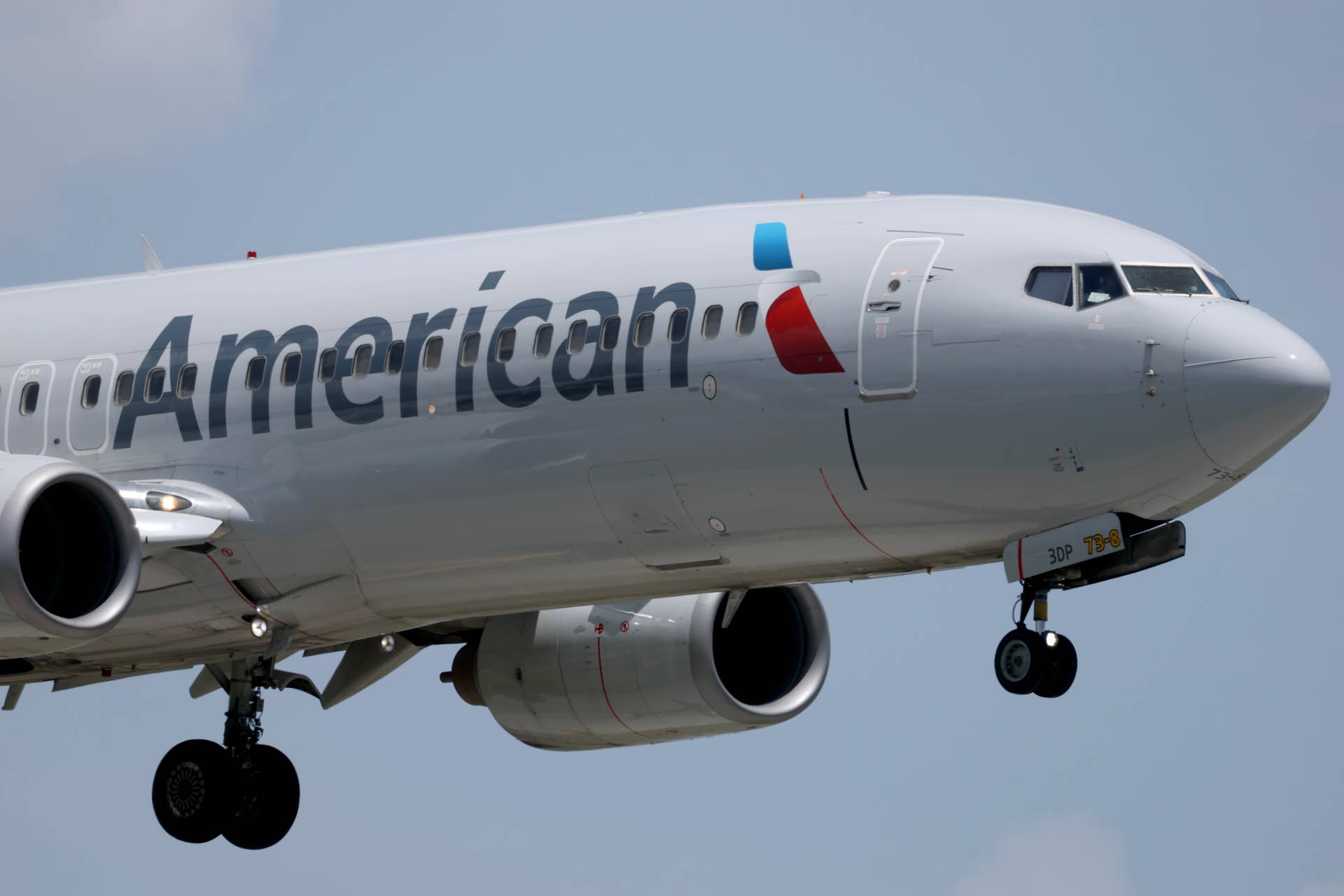 American Airlines Issues Public Apology to Golf Legend - Men's Journal