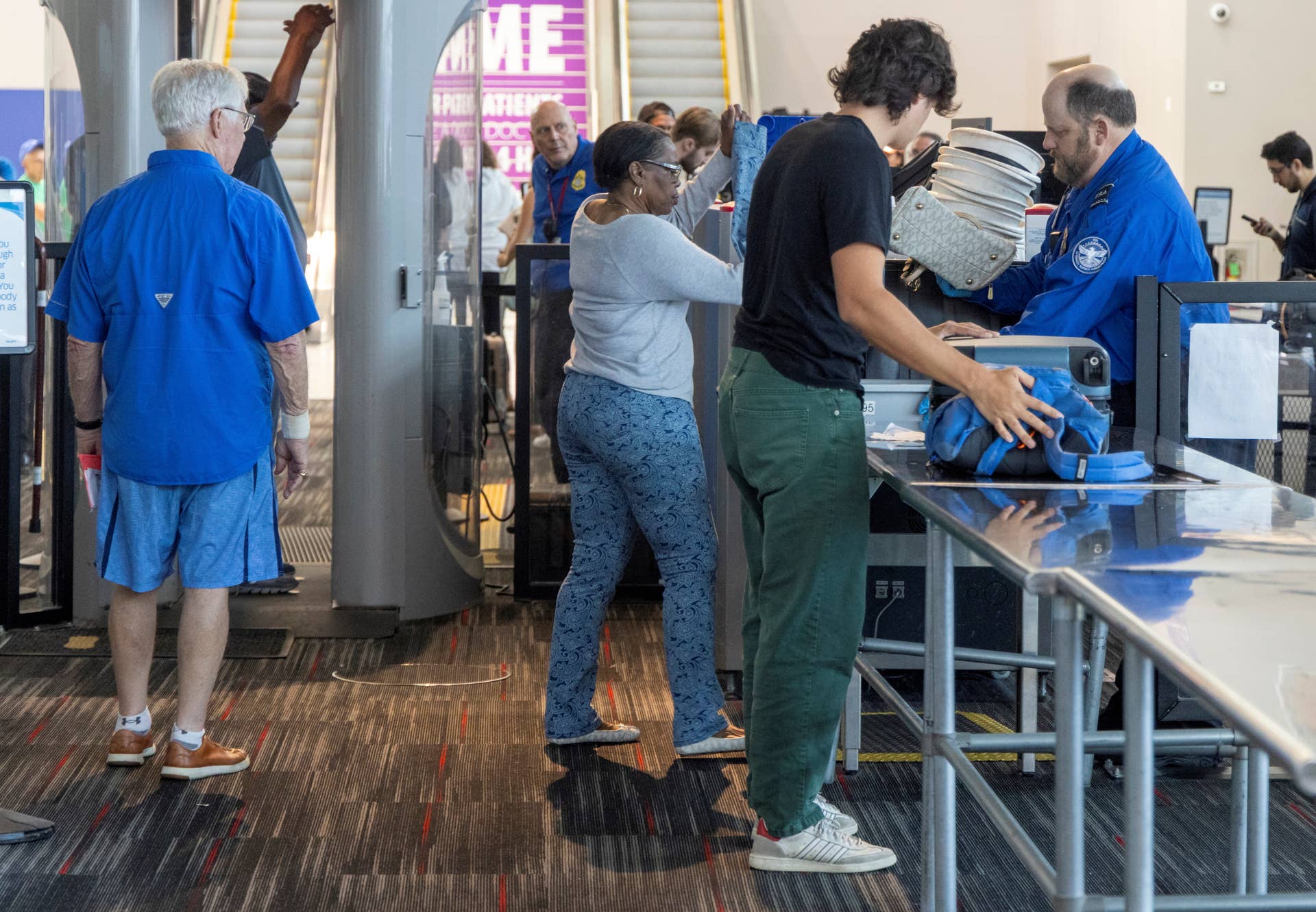 TSA Warns Against Bringing This Summer Item Through Security ...