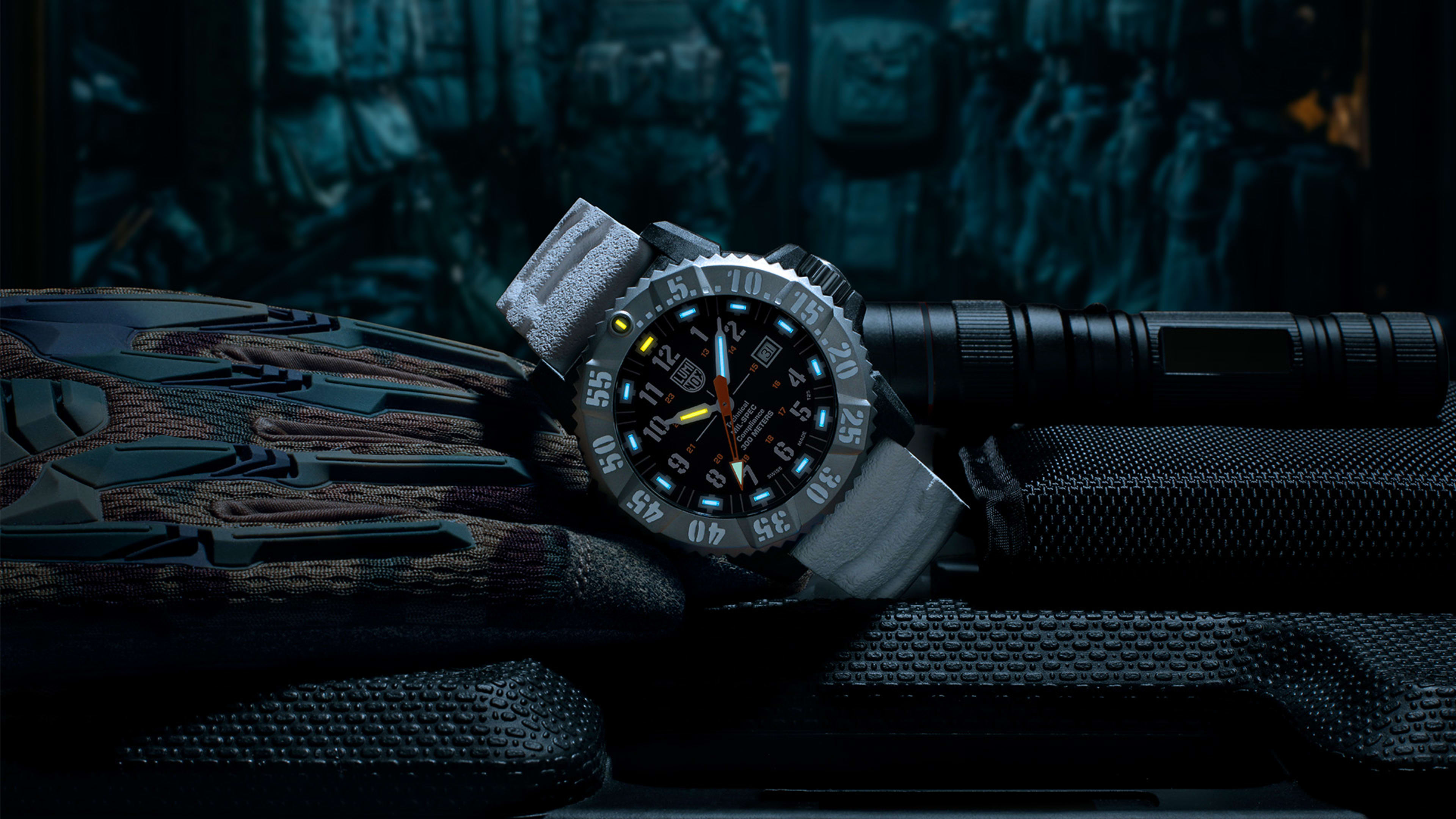 New Luminox Mil-Spec 3359 Dive Watch - Men's Journal