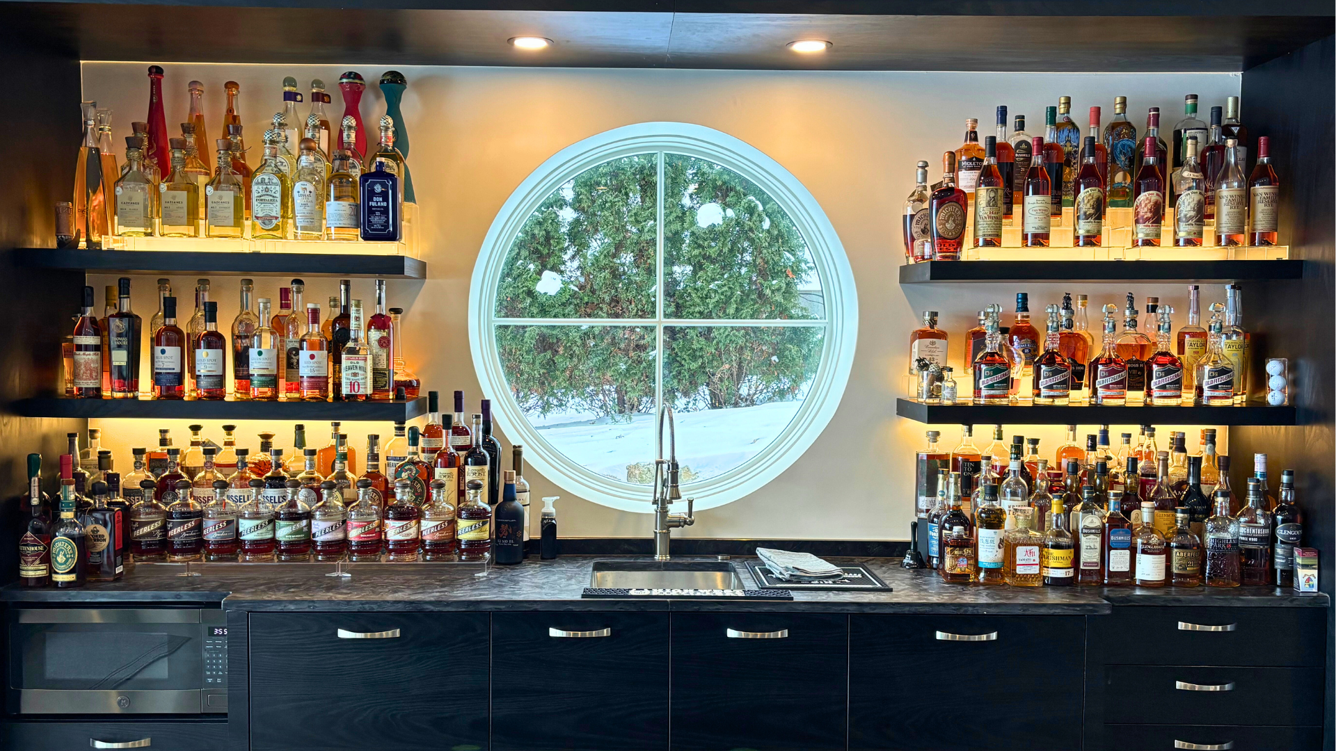 Whiskey Collectors Names His Top 5 Bottles - Men's Journal