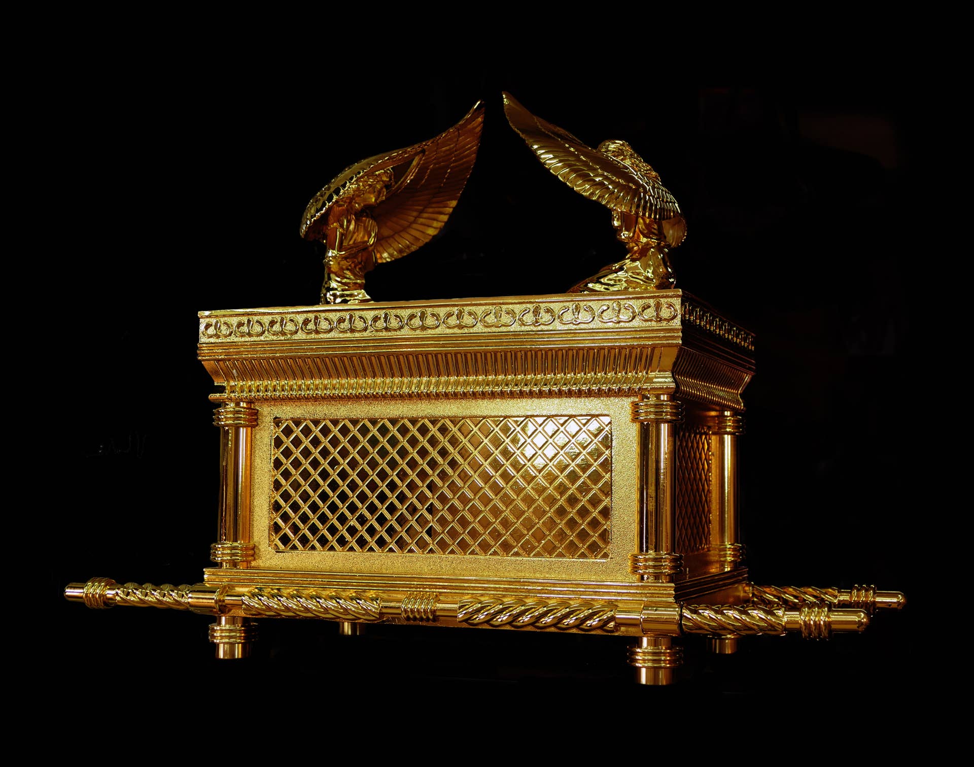 Did the CIA Find the Ark of the Covenant? - Men's Journal