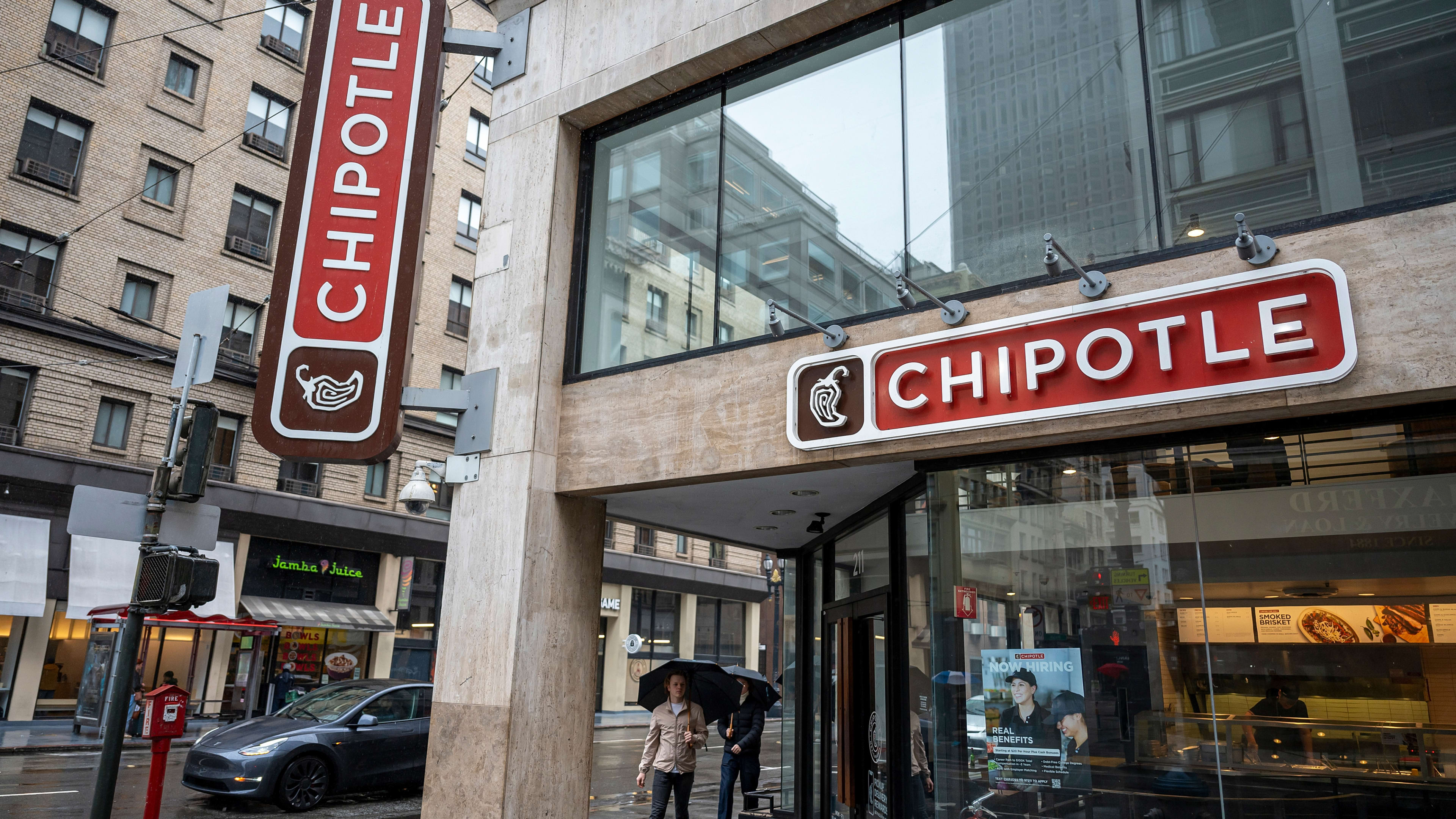 Chipotle Makes Big $0.75 Addition to Menu - Men's Journal
