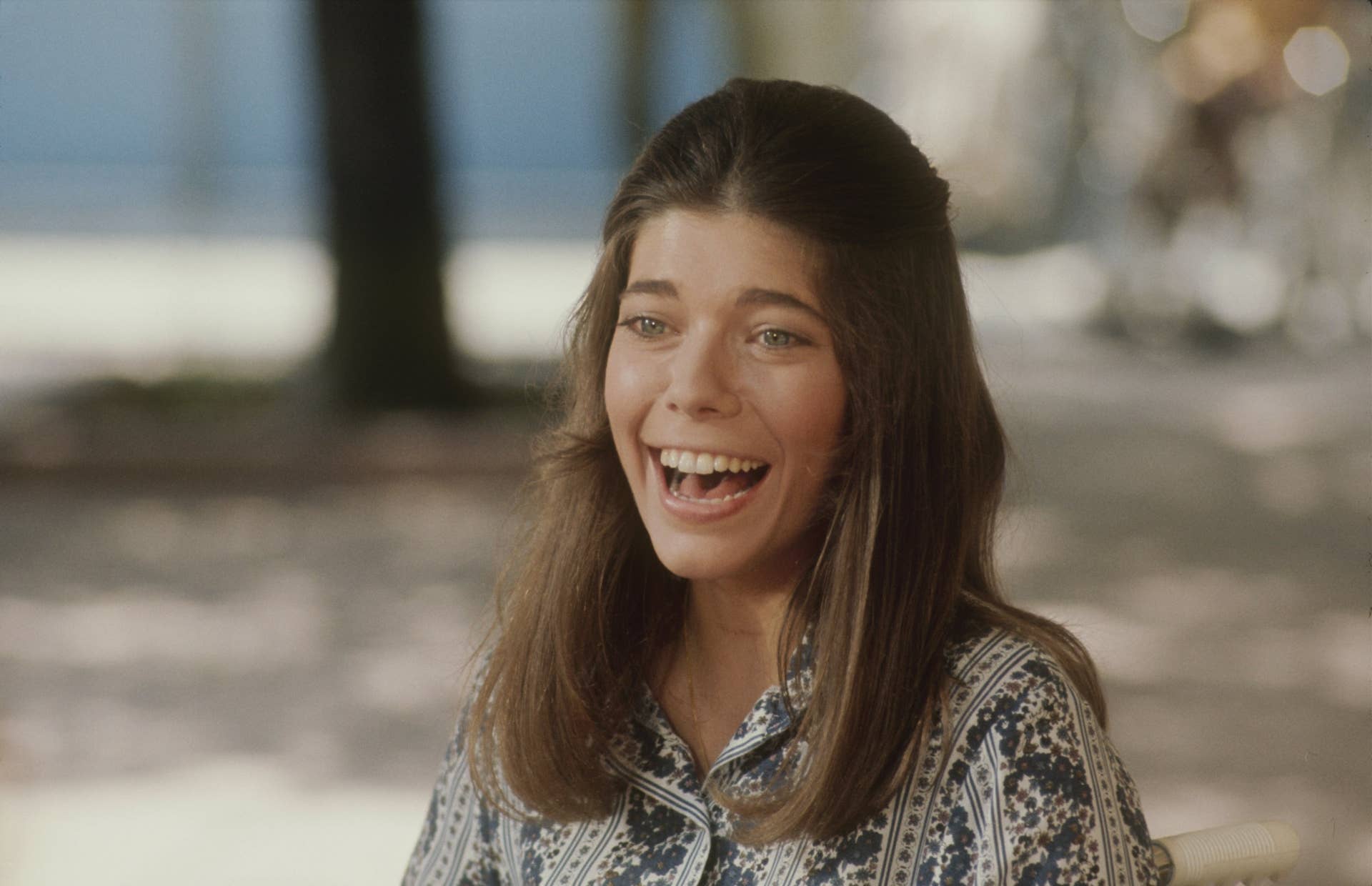 Sian Barbara Allen, Golden Globe-Nominated Actress, Dies at 78 - Men's ...