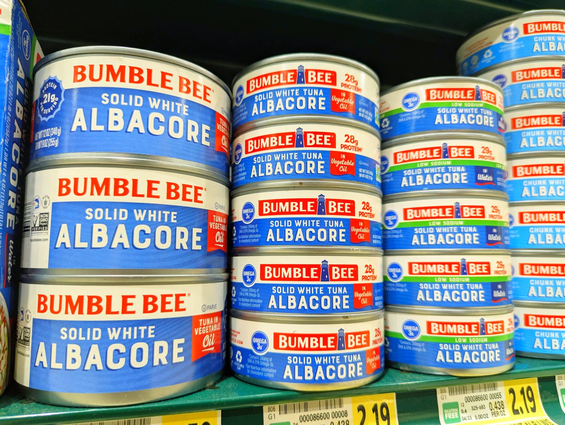 These Tiny Cans Make Lunch a No-Brainer - Men's Journal