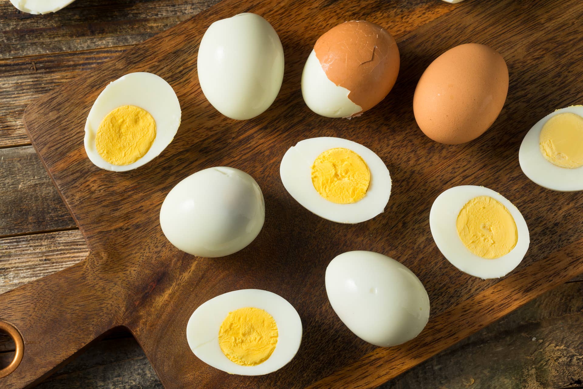The Best Way to Peel Hard-Boiled Eggs Fast - Men's Journal