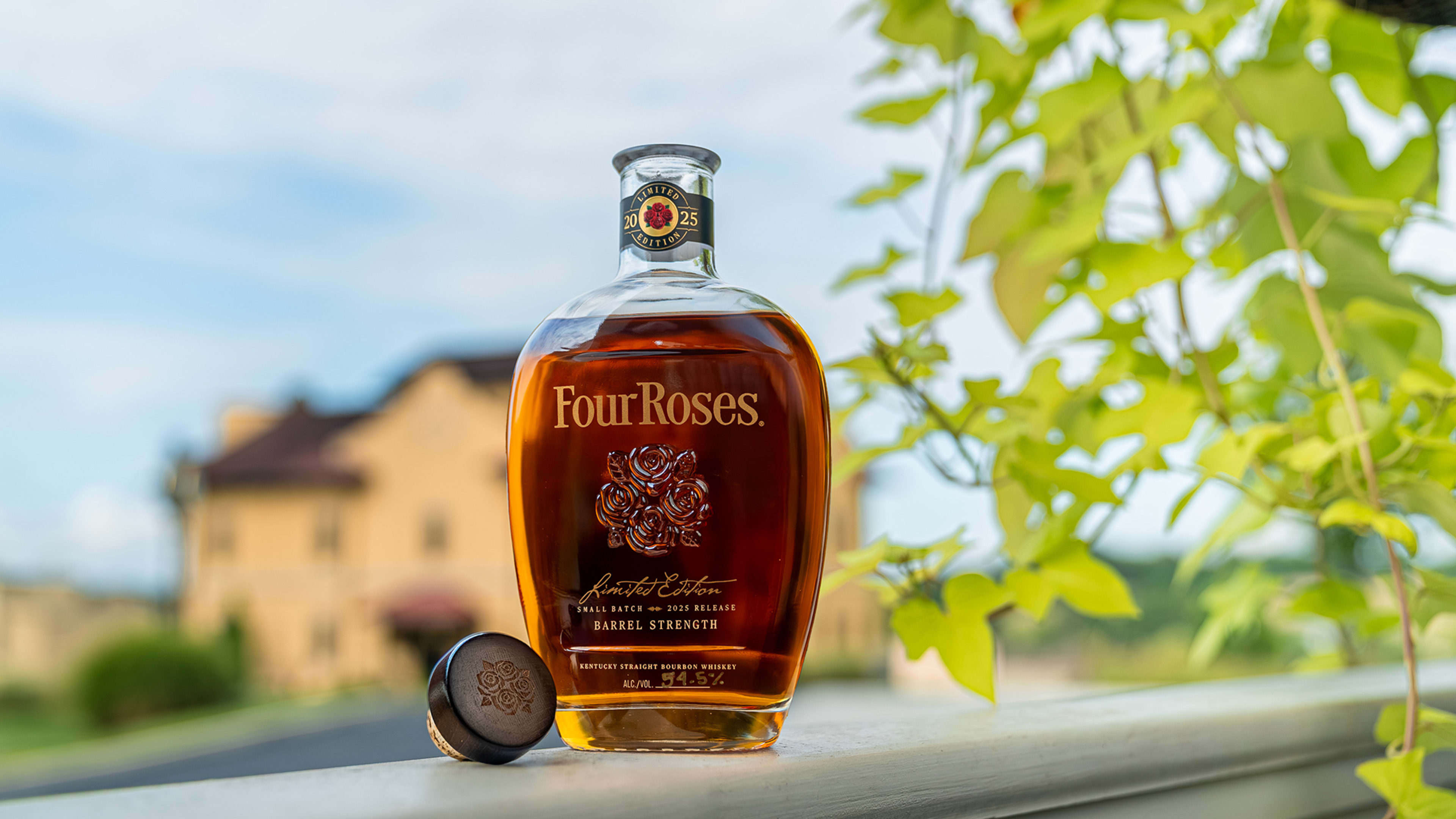 Four Roses 2025 Small Batch Features Bourbon Aged Up to 19 Years - Men's Journal