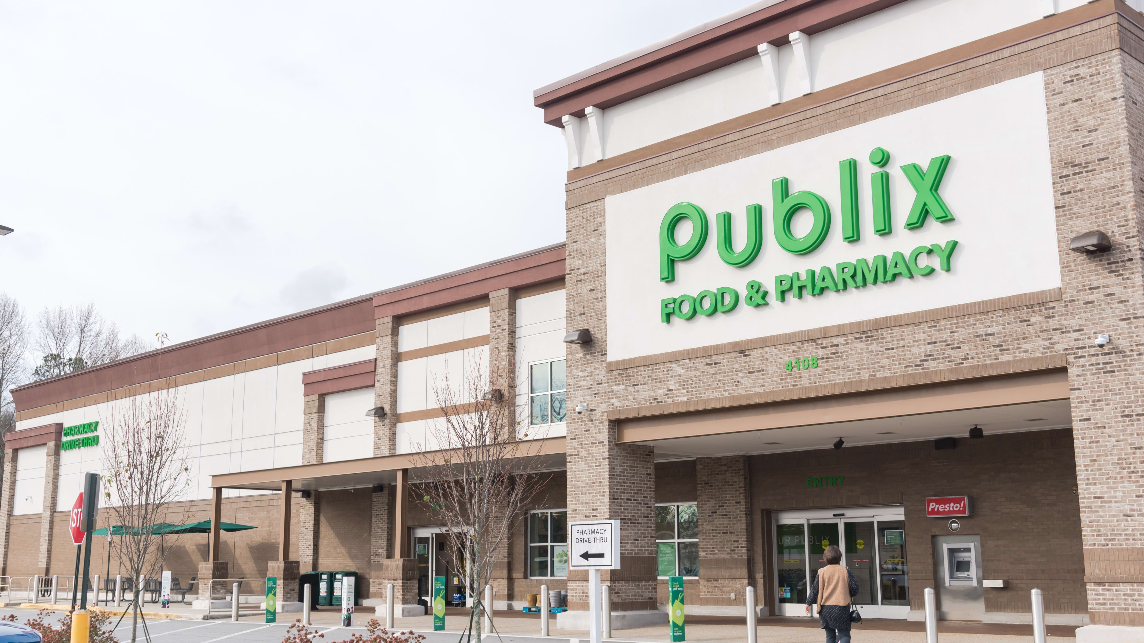 Is Publix Open on Labor Day? 2025 Holiday Hours - Men's Journal