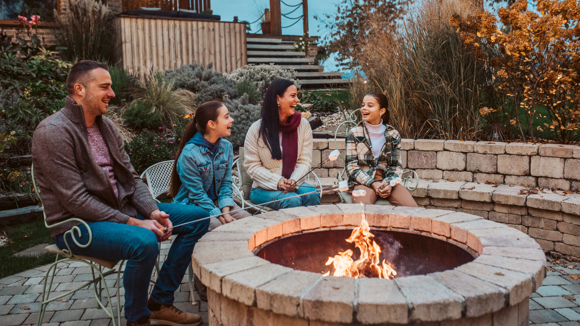 Backyard Fire Pit Ideas and Landscaping Design Inspiration - Men's Journal