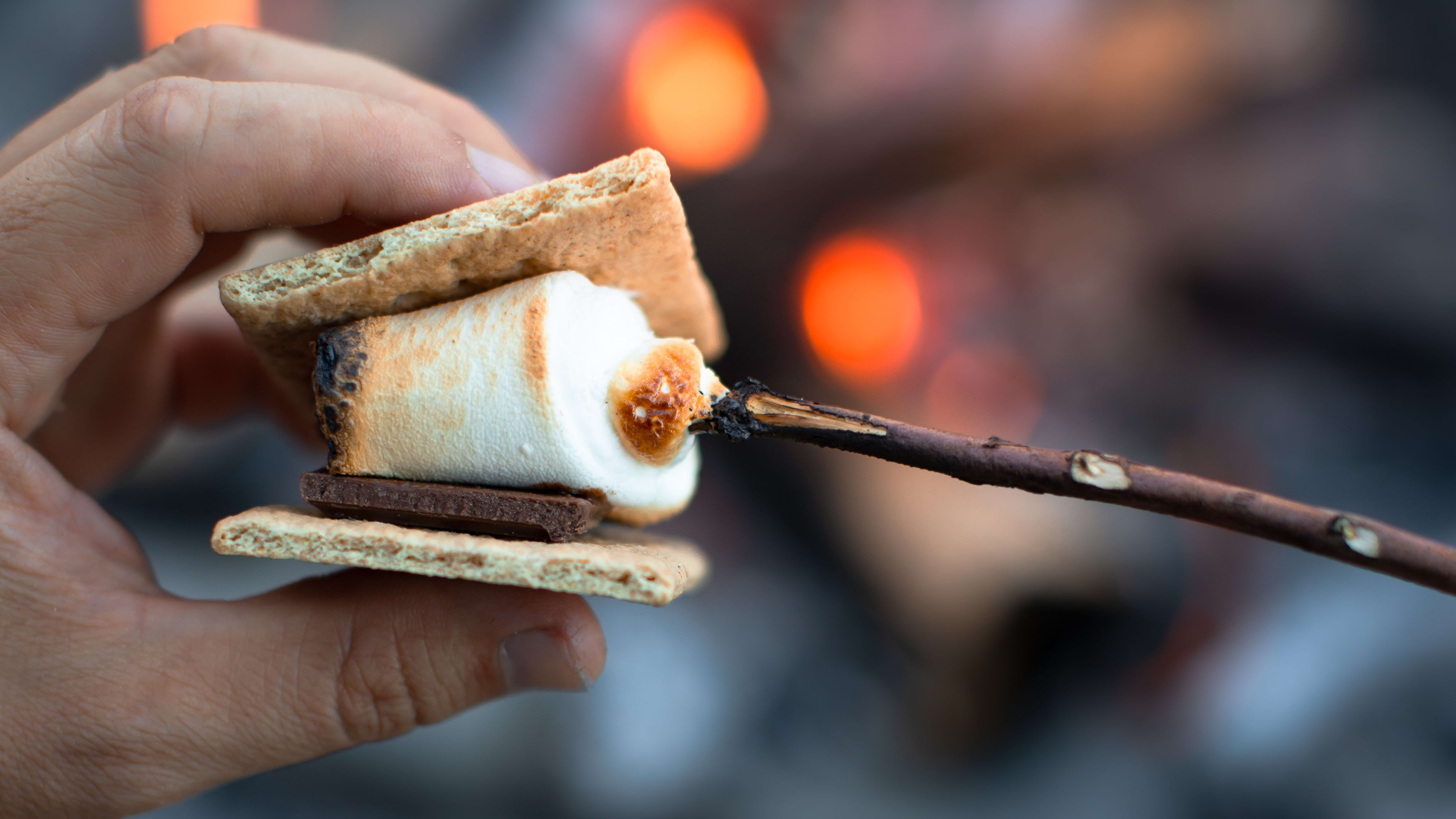 This Viral Campfire Savory S'mores Hack Has People Talking - Men's Journal