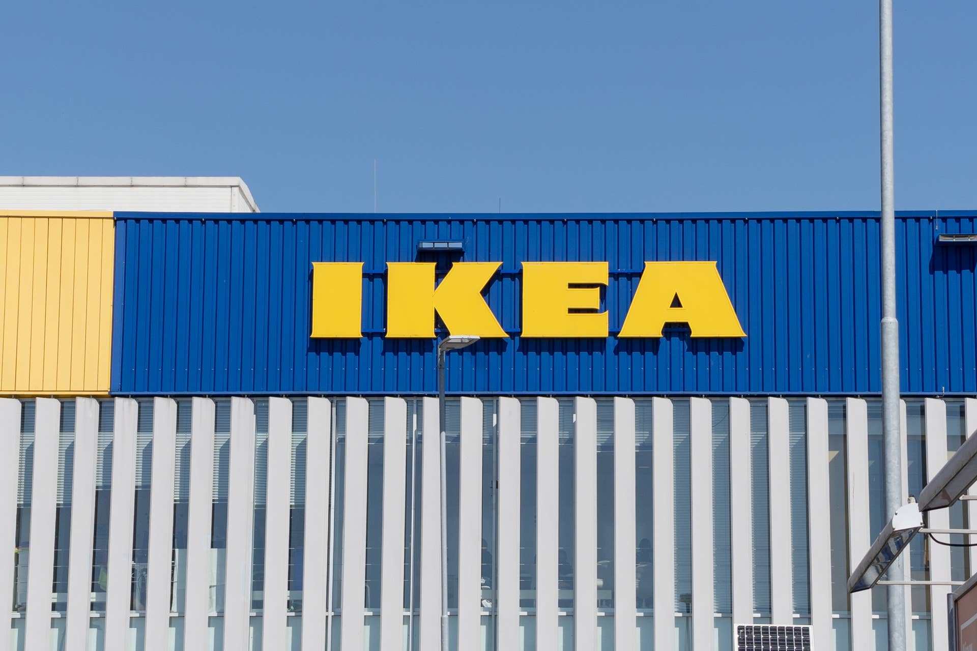 IKEA's Revolving Lazy Susan Will Keep Condiments in Place - Men's Journal