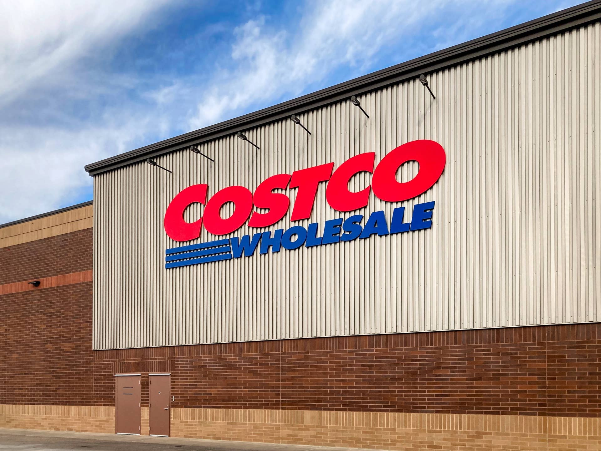Costco's Sturdy Stainless Kitchen Cart is Flying Off Shelves - Men's ...