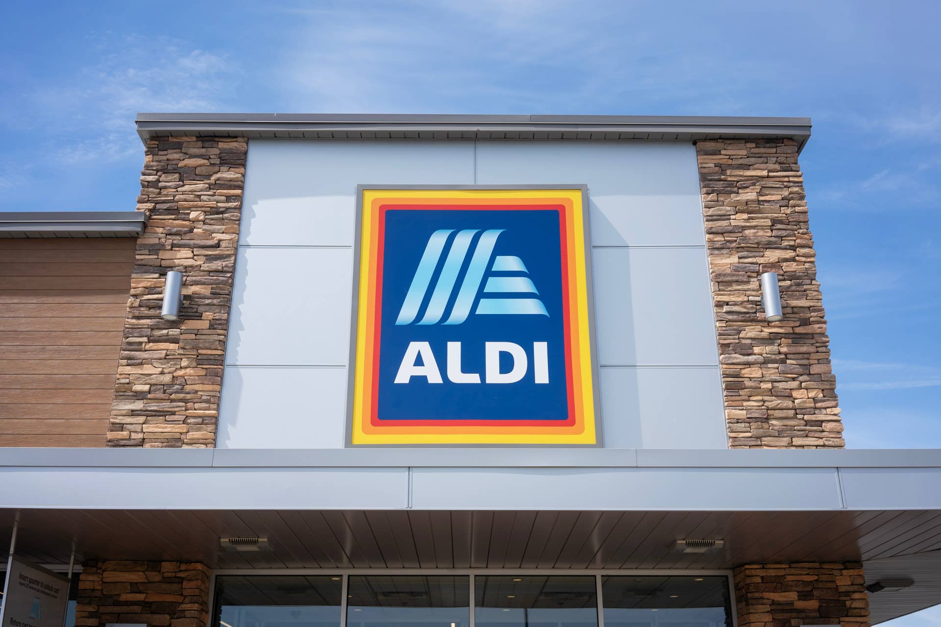 Aldi Brings Back Fan-Favorite Nonstick 'Awesome Pot' For $37 - Men's ...