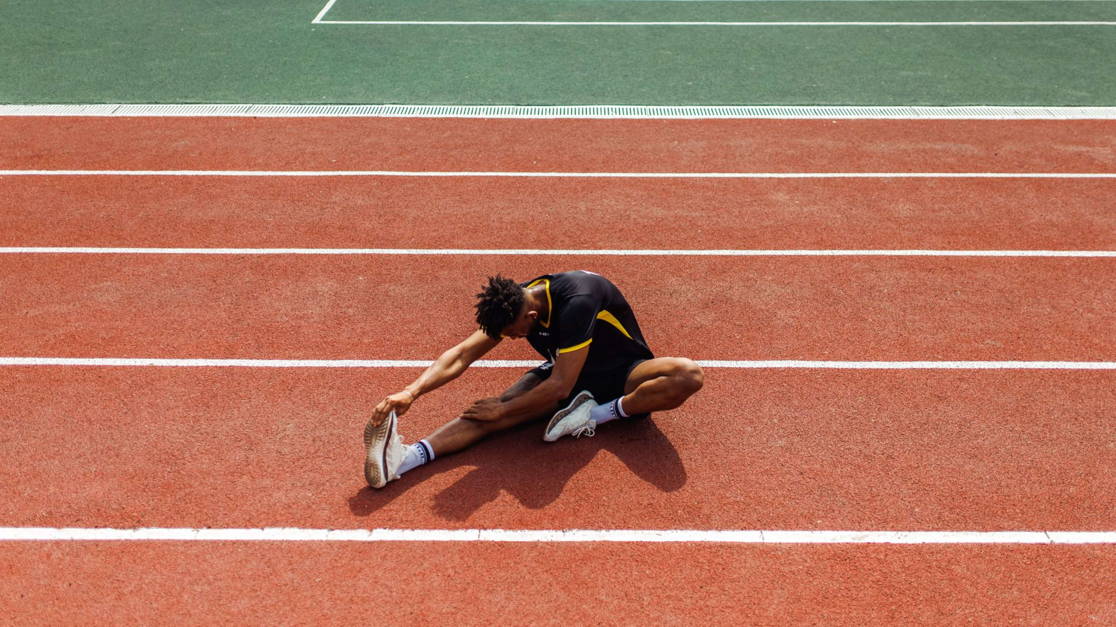 Trainer Reveals 7 Moves to Instantly Loosen Hamstrings - Men's Journal