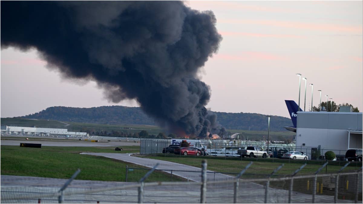 UPS Plane Crash Video Shows 'Horrifying' Final Moments - Men's Journal
