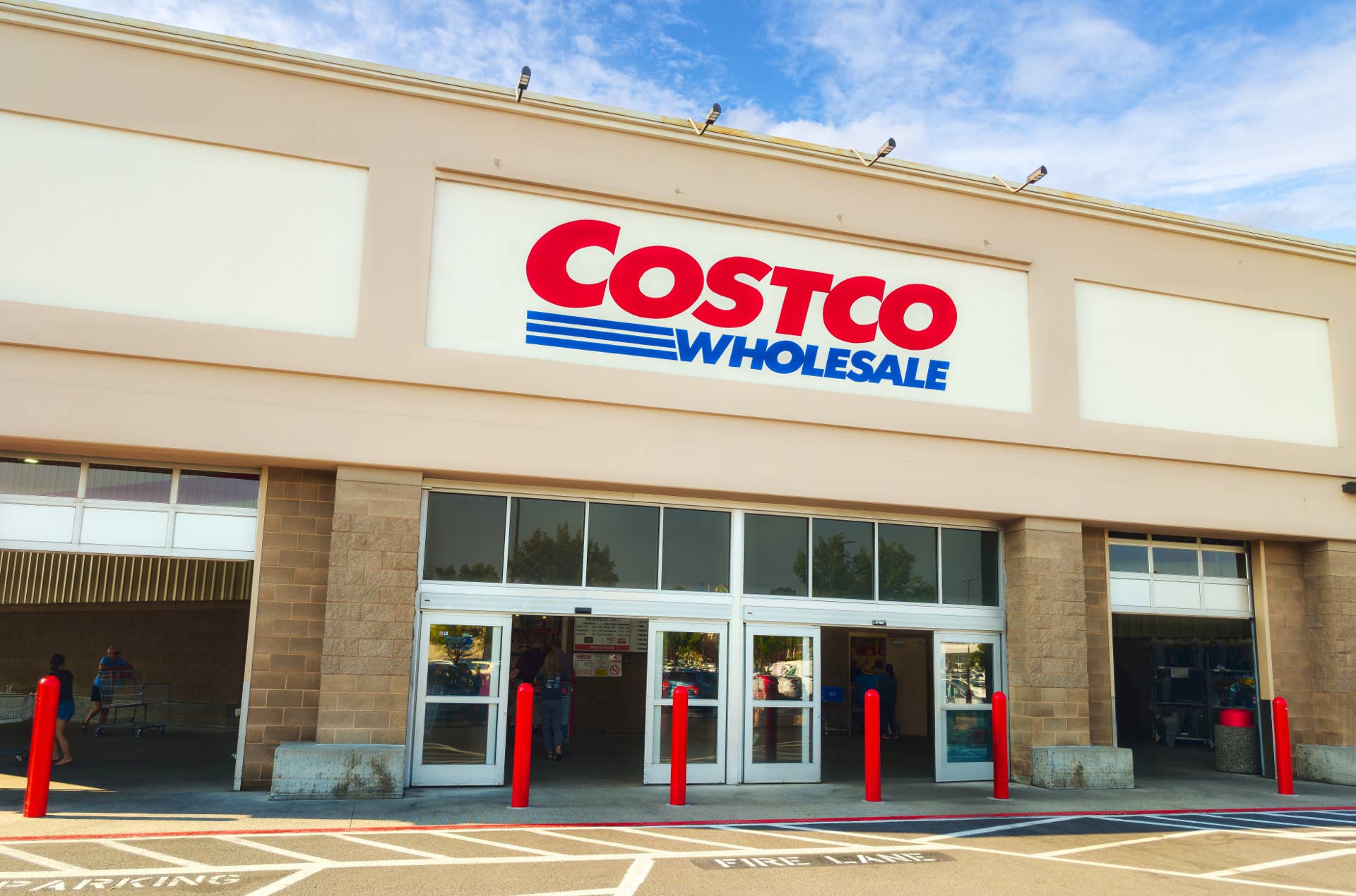 Costco Is Selling 'Superior' Bamboo Drawer Organizer Sets - Men's Journal