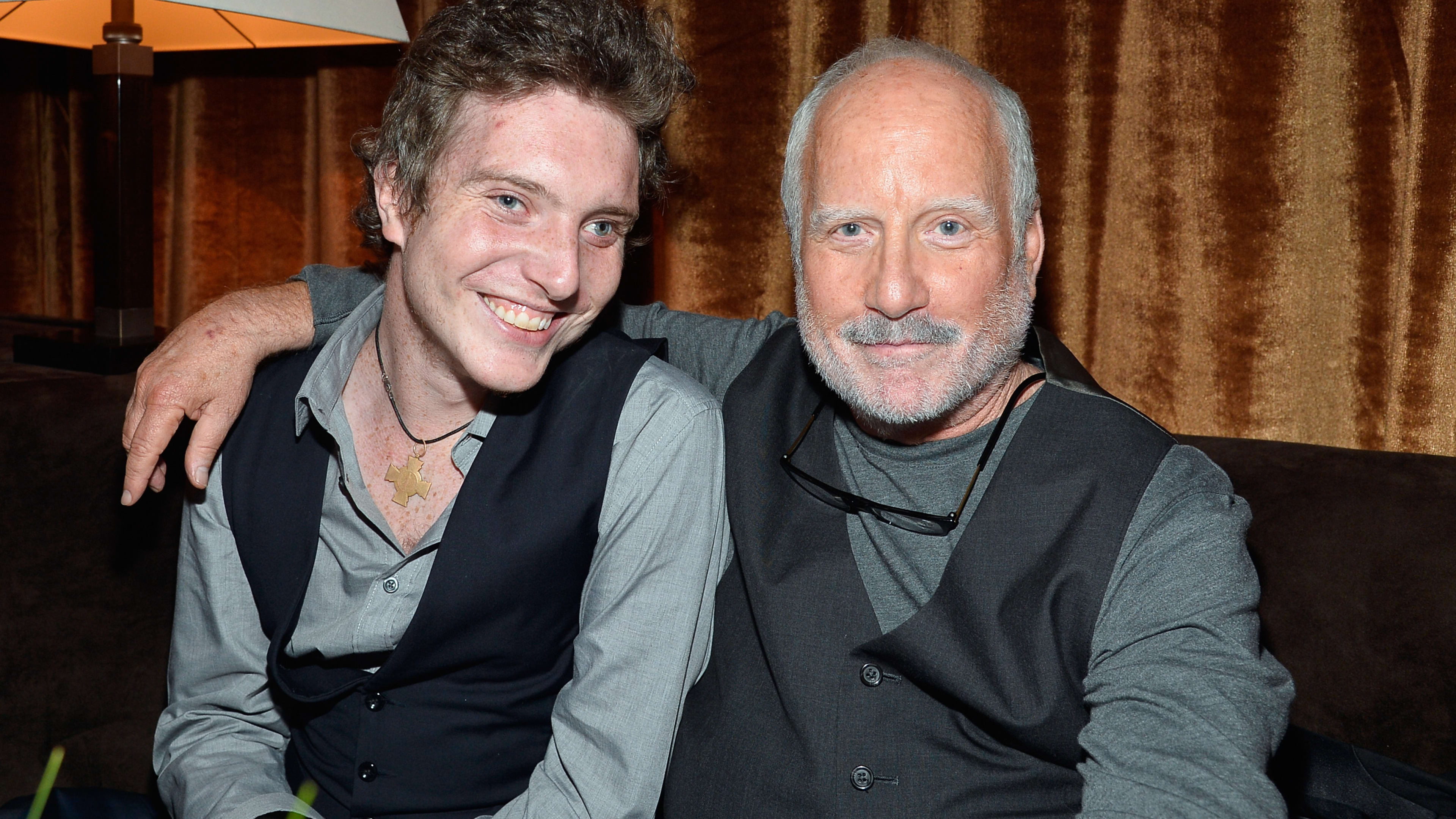 Richard Dreyfuss' Son Claims He and Siblings 'Have No Money,' Are ...