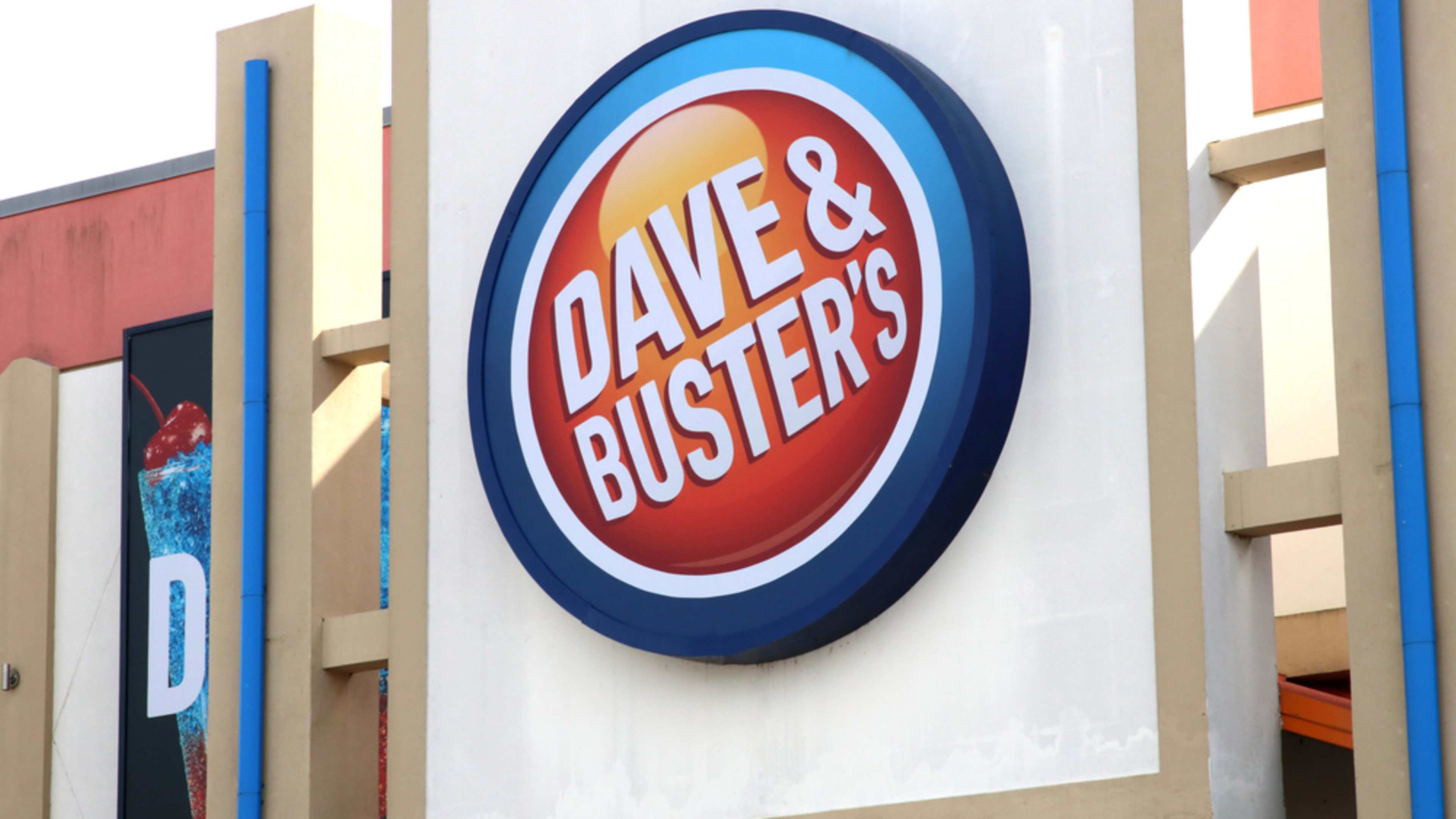 Dave & Buster’s Drops 100+ New Menu Additions and Fan Favorites - Men's ...
