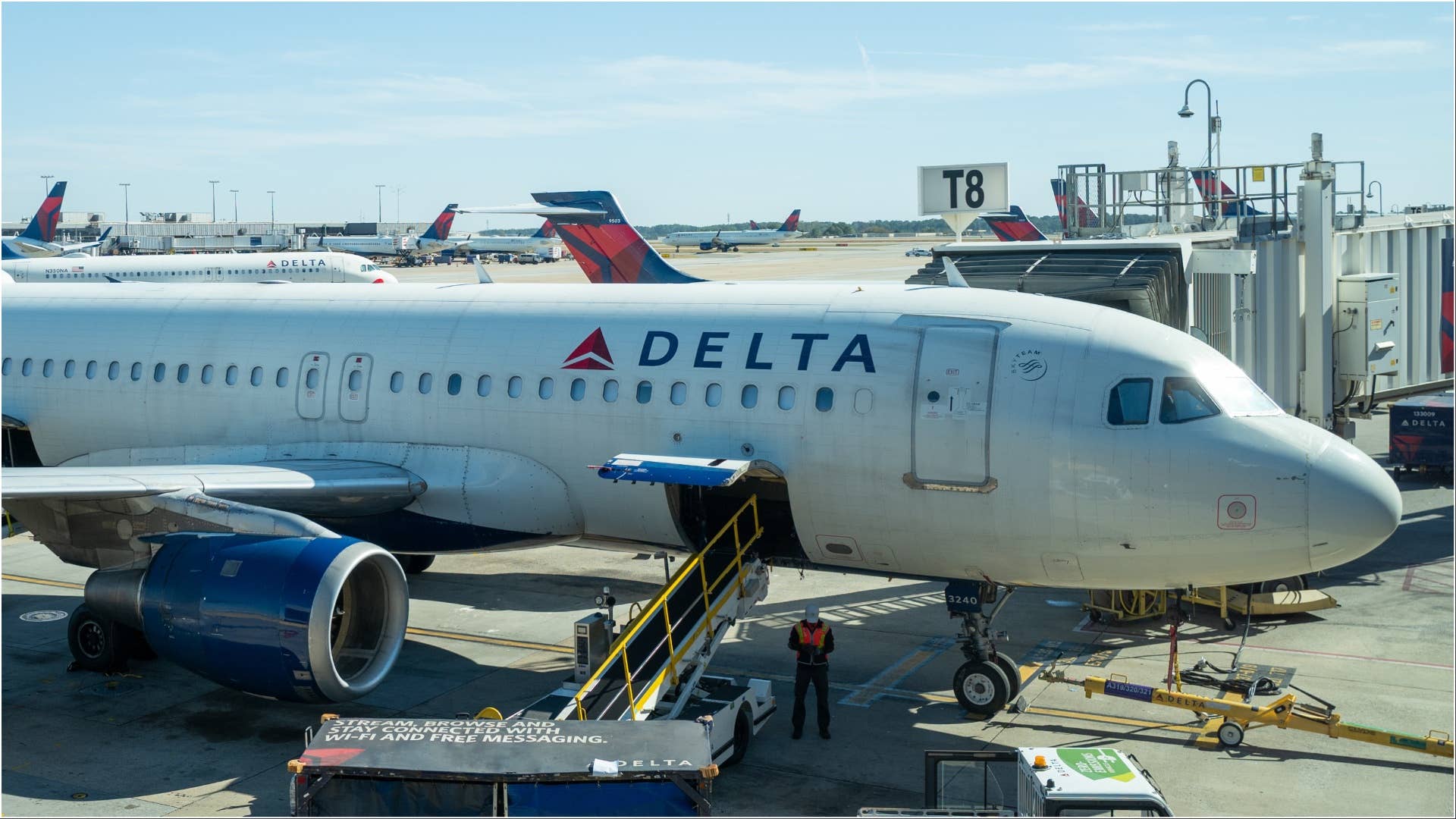 Delta Air Lines Flight Cancellations, Delays Today: Can You Get a ...
