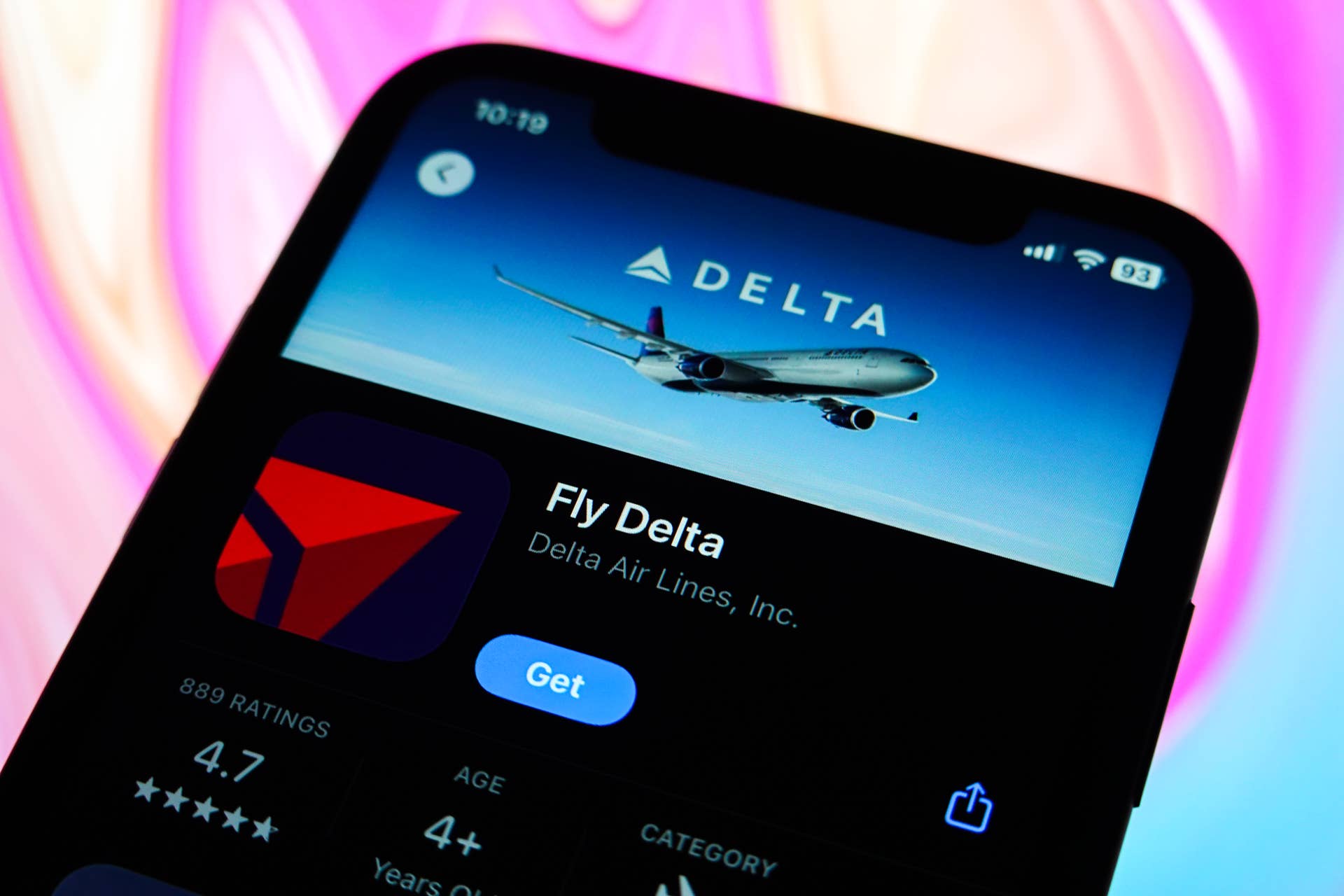 Delta Air Lines Makes Major Move for Apple iPhone Users - Men's Journal