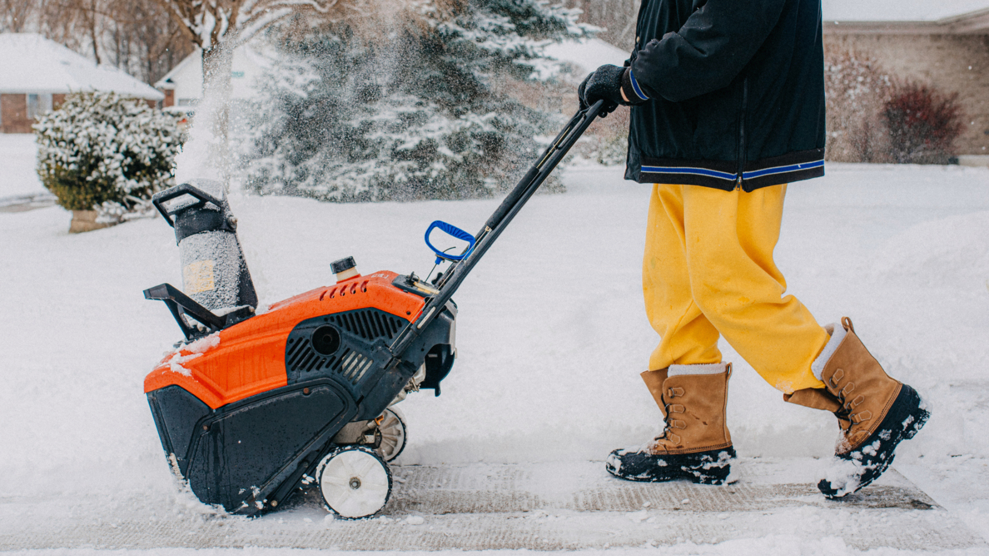 Single-Stage vs Two-Stage Snow Blowers: Pros, Cons Explained - Men's ...