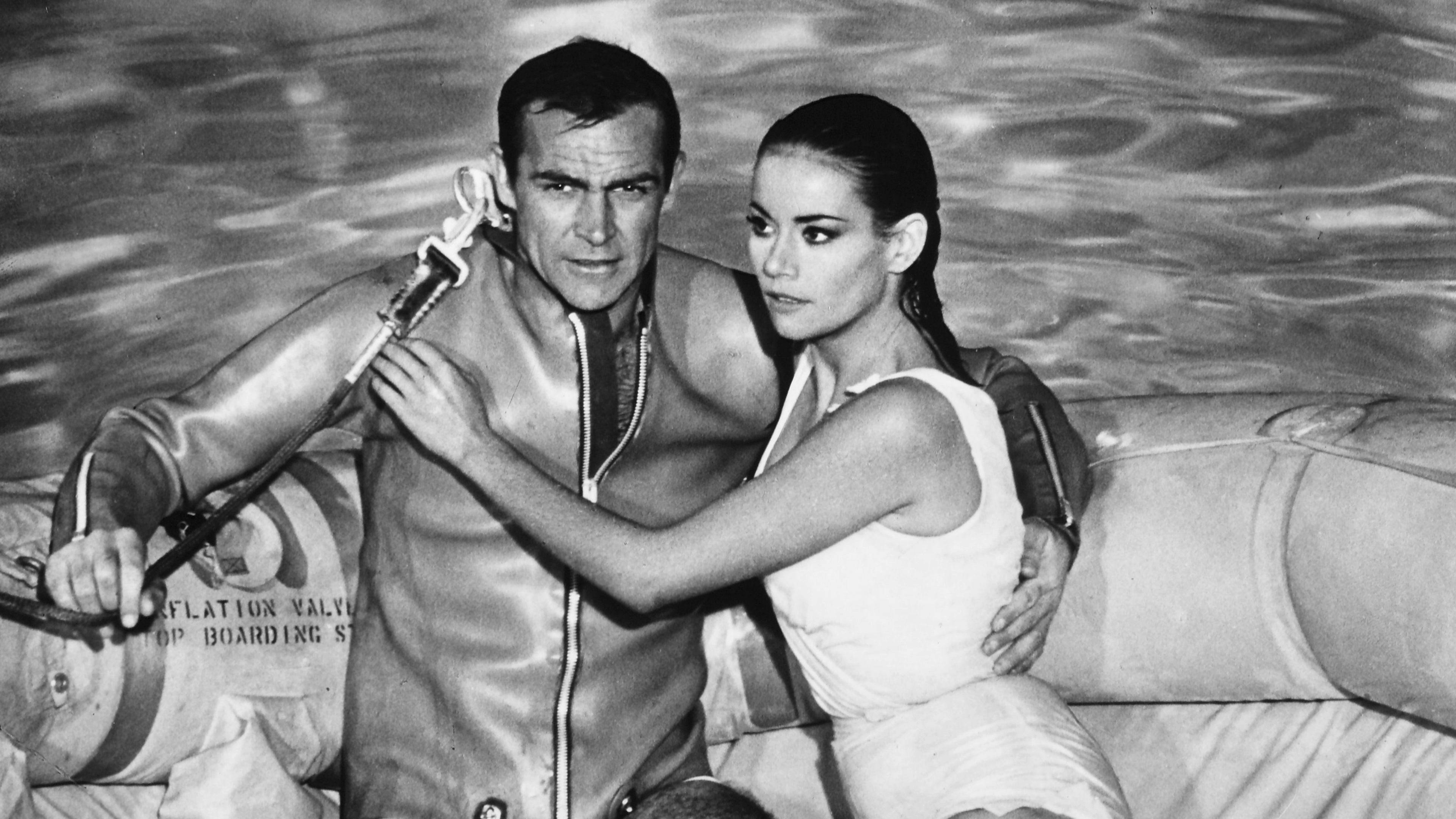 Buy Me a Pint! Why ‘GoldenEye’ Still Holds Up 30 Years Later - Men's ...