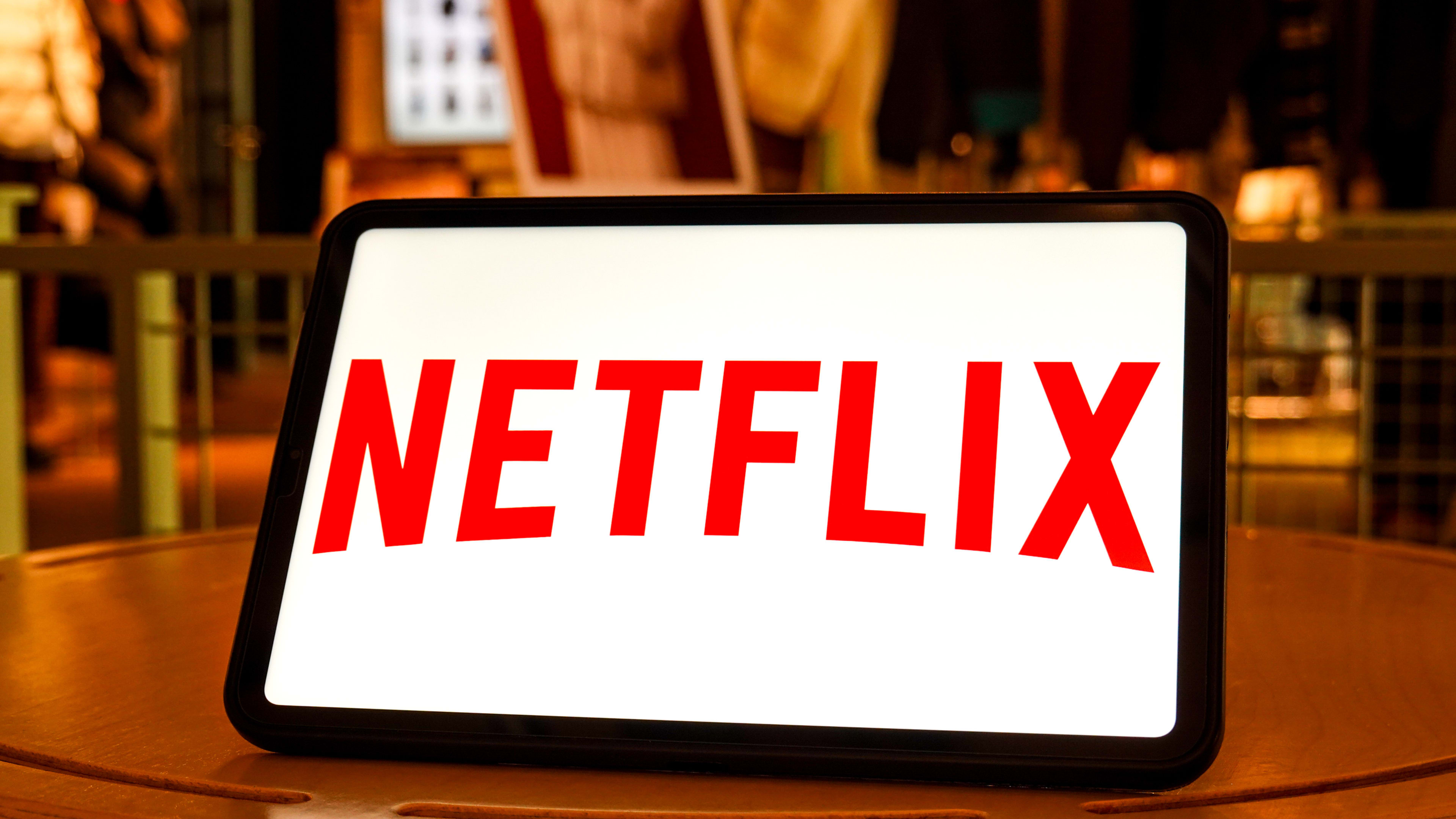 Legendary Action Movie Rated ‘Certified Fresh’ Is Leaving Netflix - Men ...