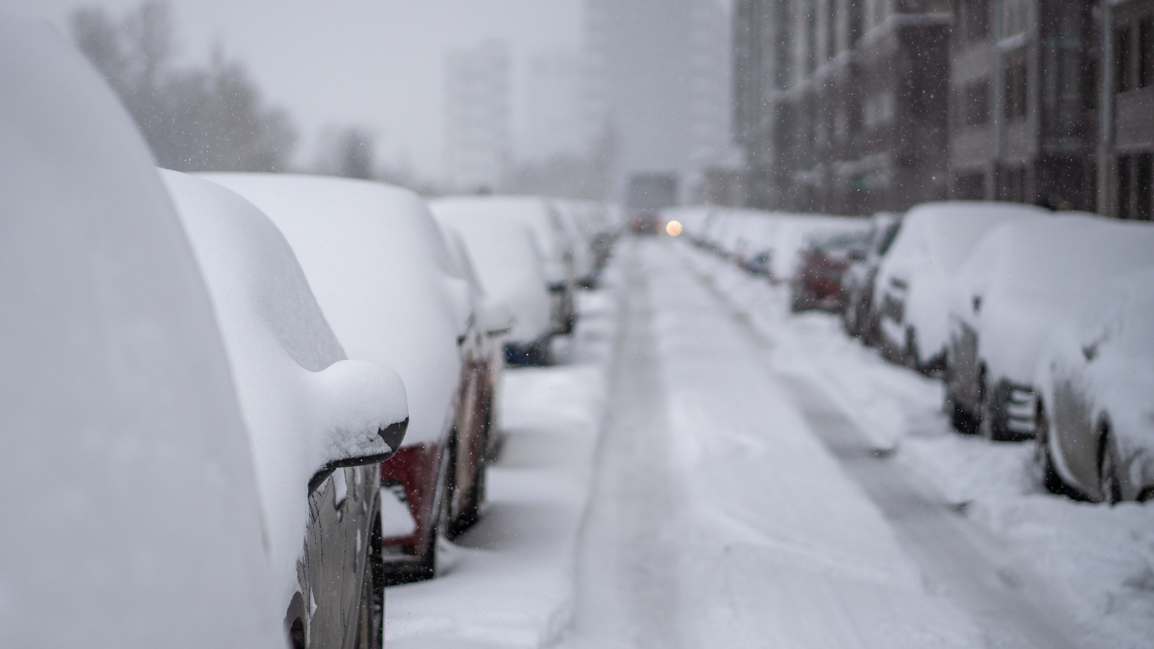 National Weather Service Issues Warning for 'Heavy' 'Treacherous' Snow ...