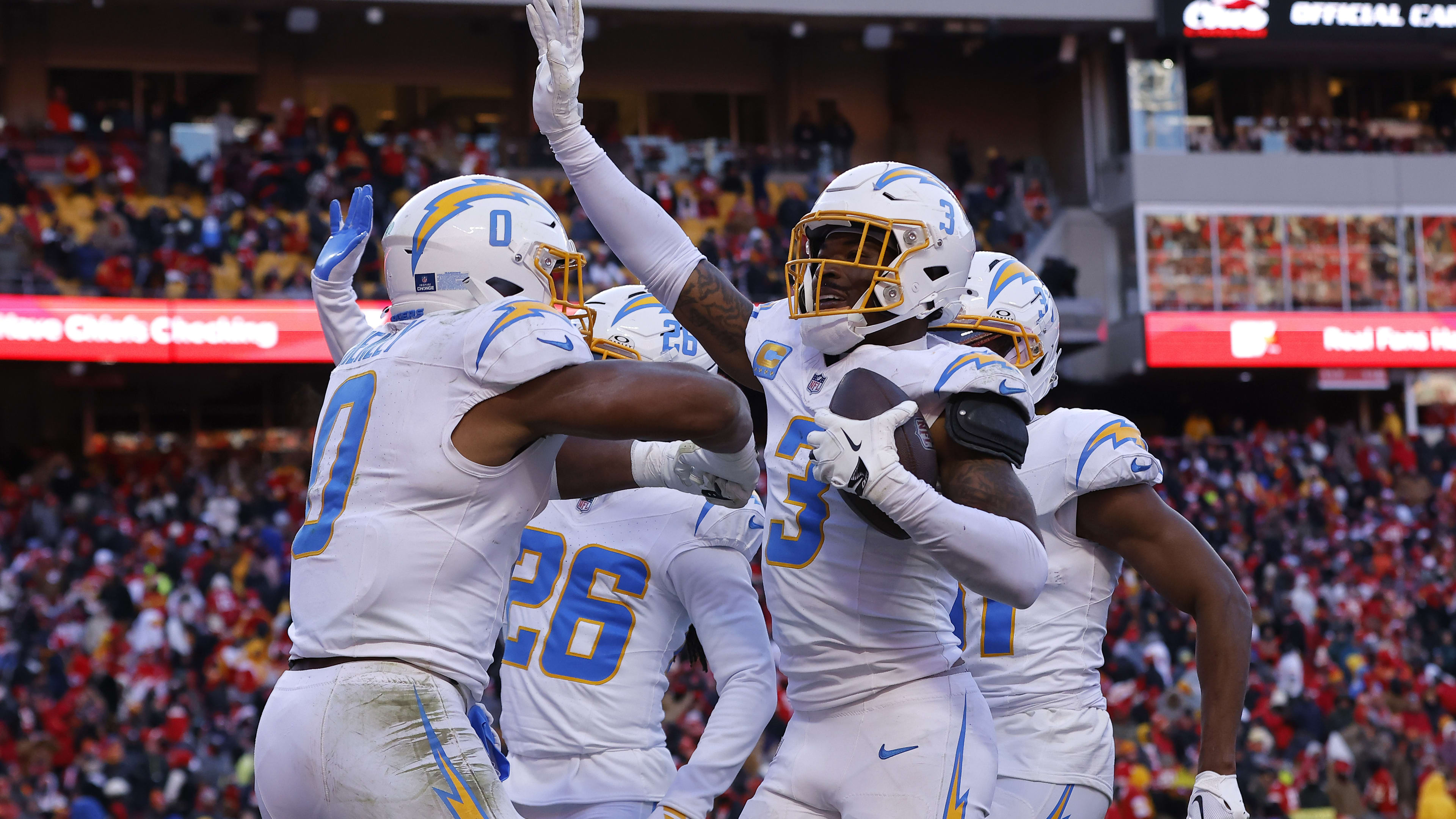 How Pro Football Players Recover After Intense Games - Men's Journal