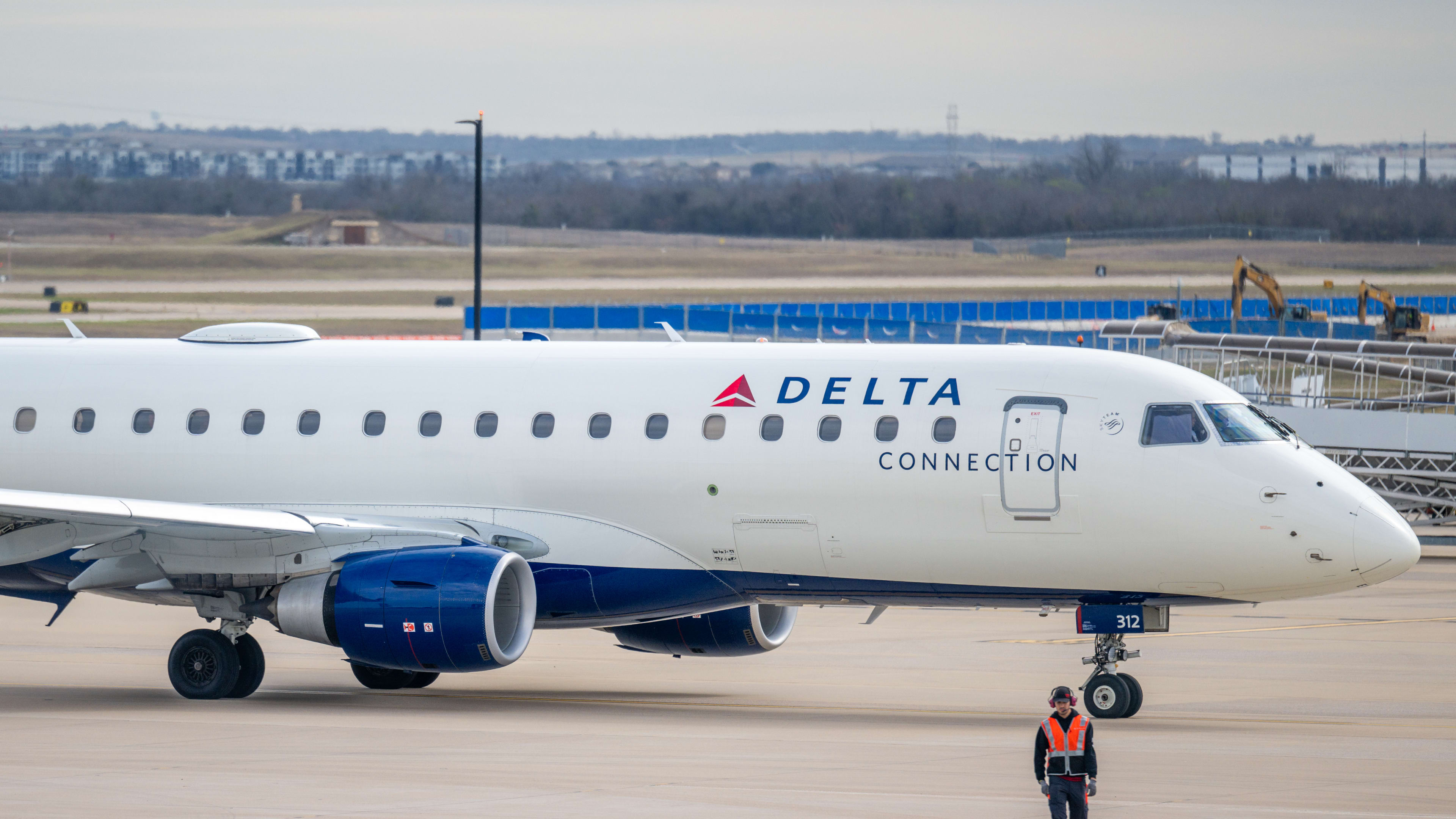 Delta is Making a Change to Its Fleet - Men's Journal