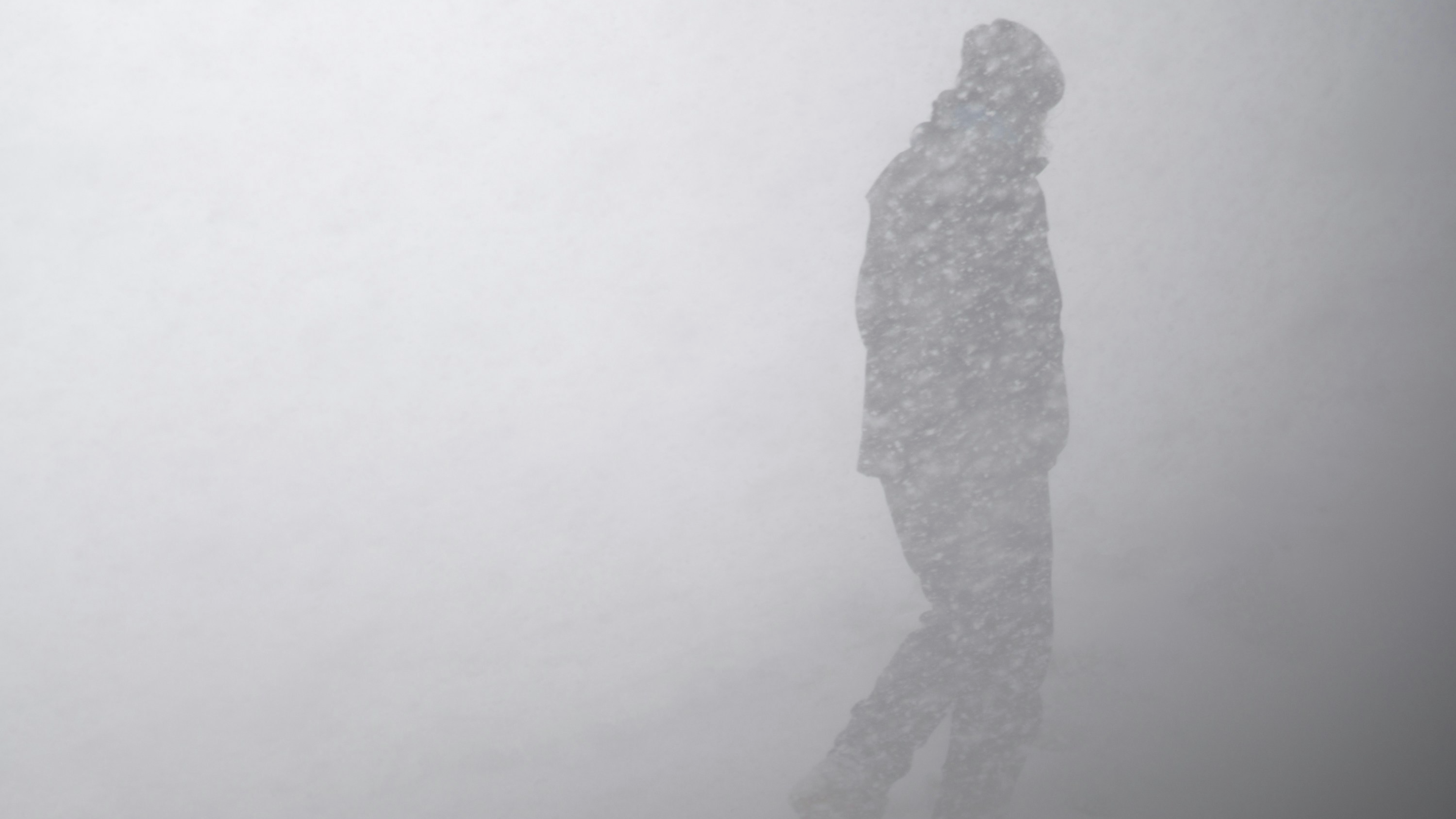 A Snow Squall Can Turn Into a Pileup in Seconds. Here's How to Survive ...