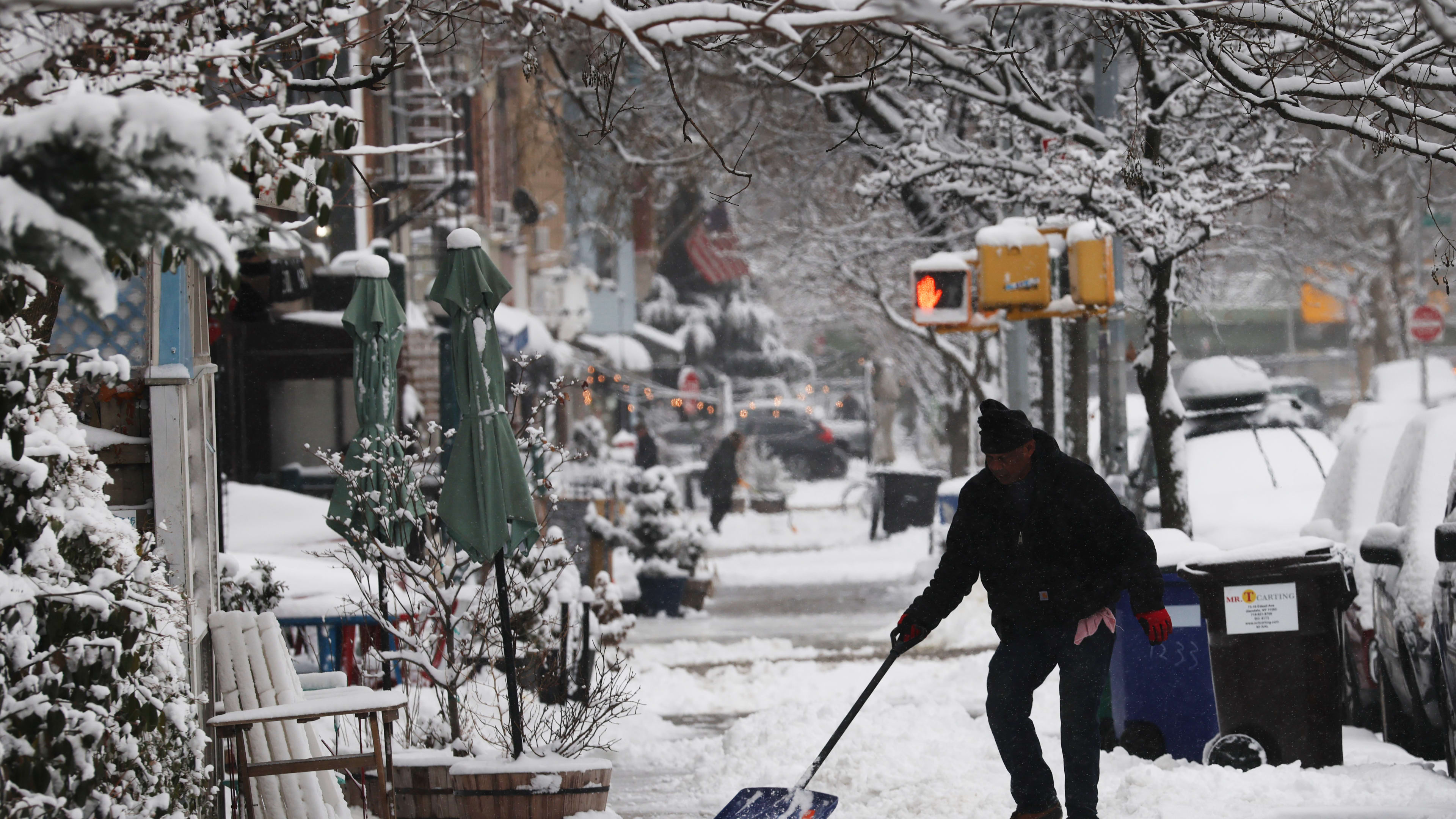Winter Storm Scams Are Rising — Here's How to Protect Your Money - Men ...