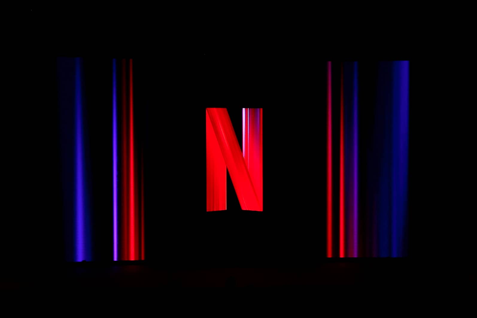 Netflix Renews 'The Lincoln Lawyer' for Season 5 Days Before Season 4 ...