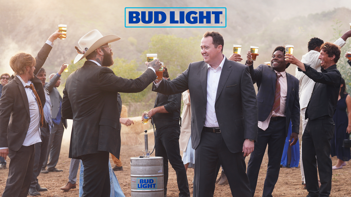 Peyton Manning, Shane Gillis, Post Malone Star in New Bud Light Super ...