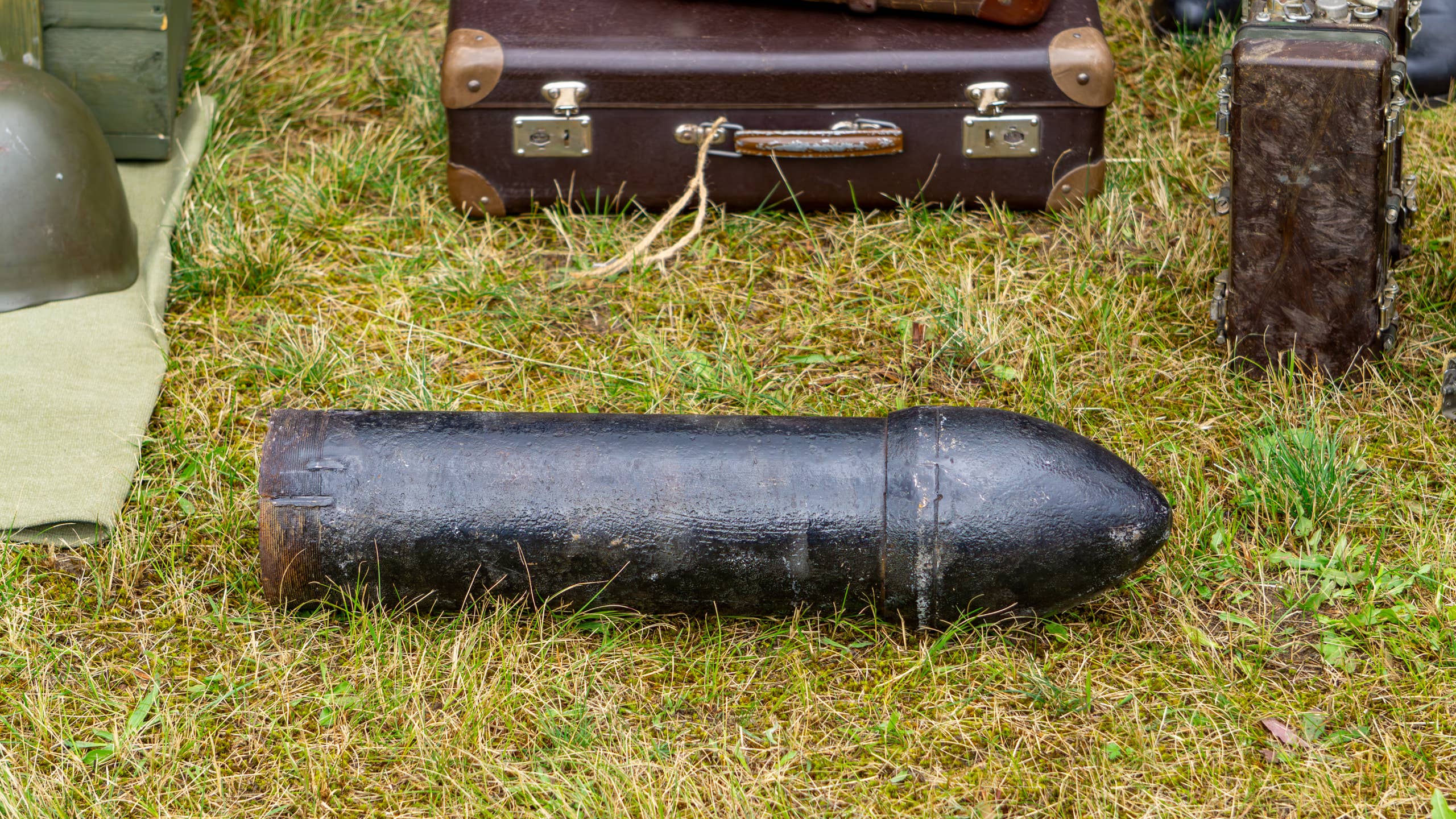 Bomb Squad Called to Hospital Over WW1 Bomb Found in Patient’s Rectum ...