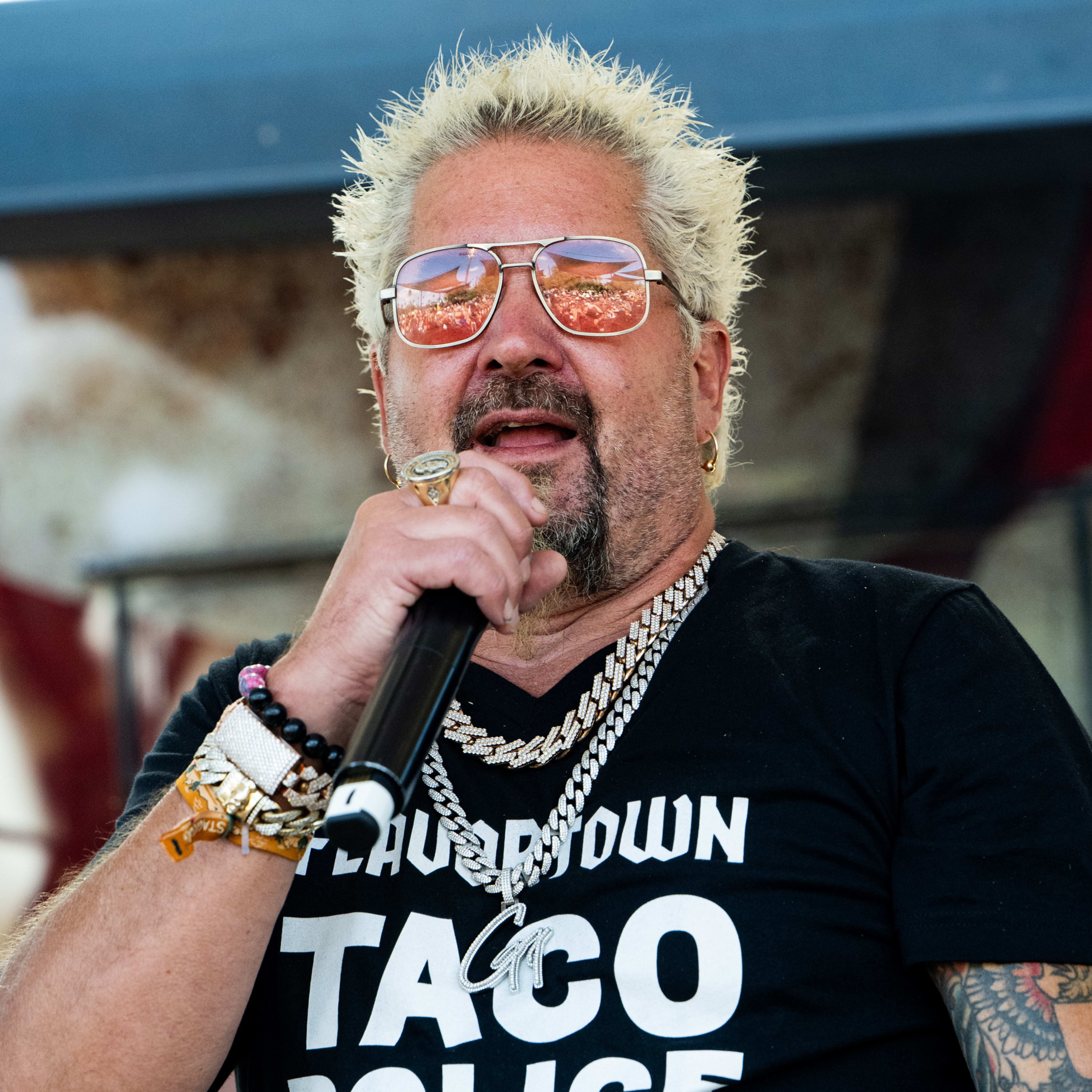Guy Fieri Debuts Surprising New Look As Part Of Super Bowl Campaign ...