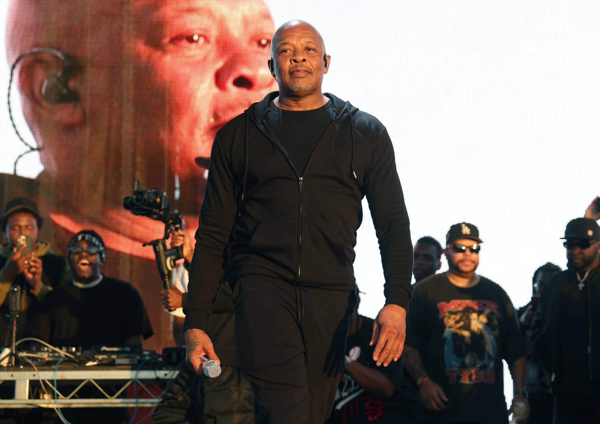Jelly Roll’s 275-Pound Weight Loss: How He Reached His Fitness Goal and ...