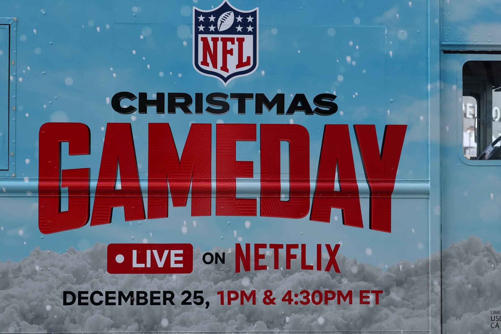 Data Shows ESPN Is Quietly Adding Ads to NFL RedZone - Men's Journal