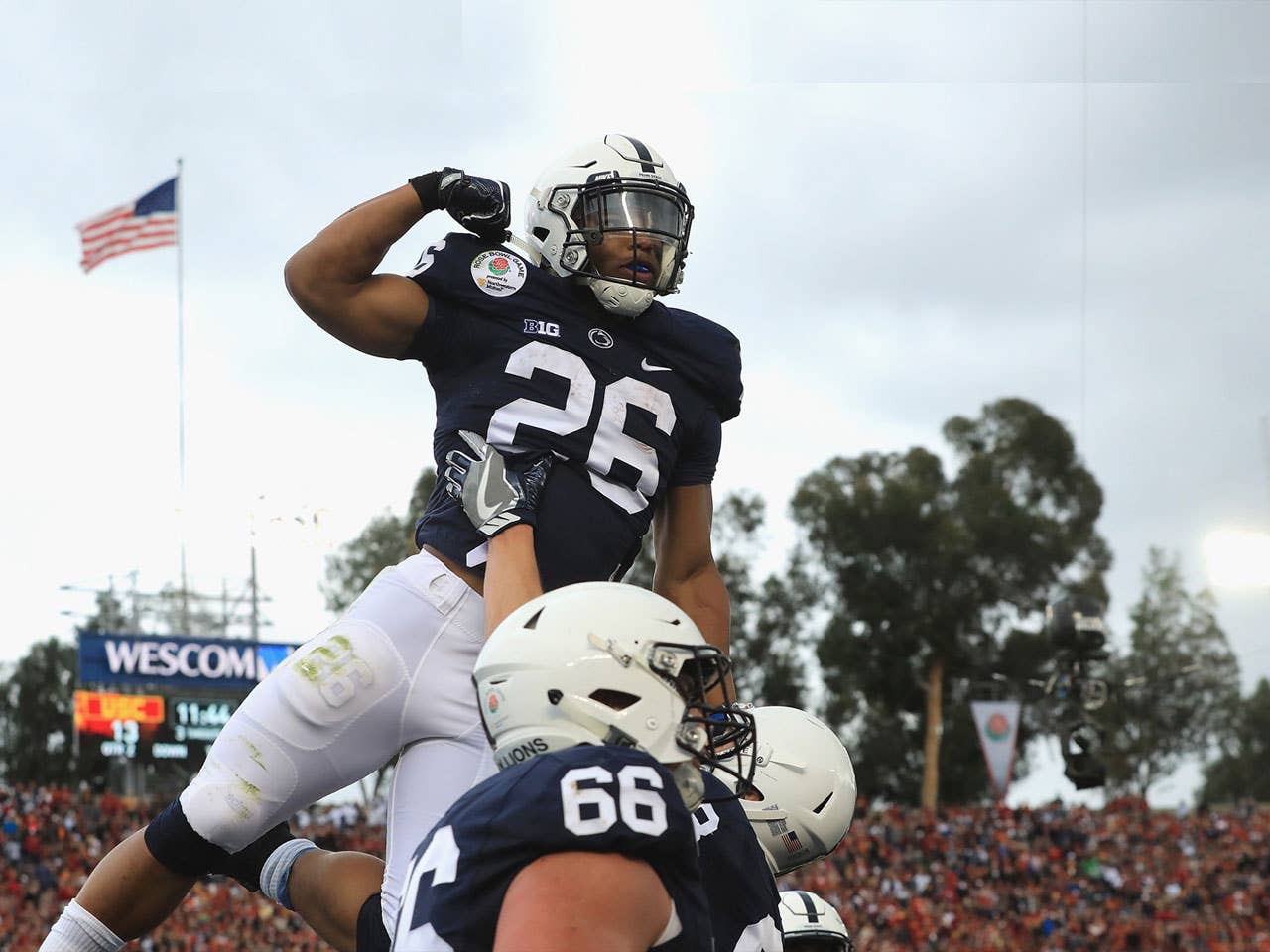 Giants RB Saquon Barkley on His Favorite Workout Gear and Training His ...