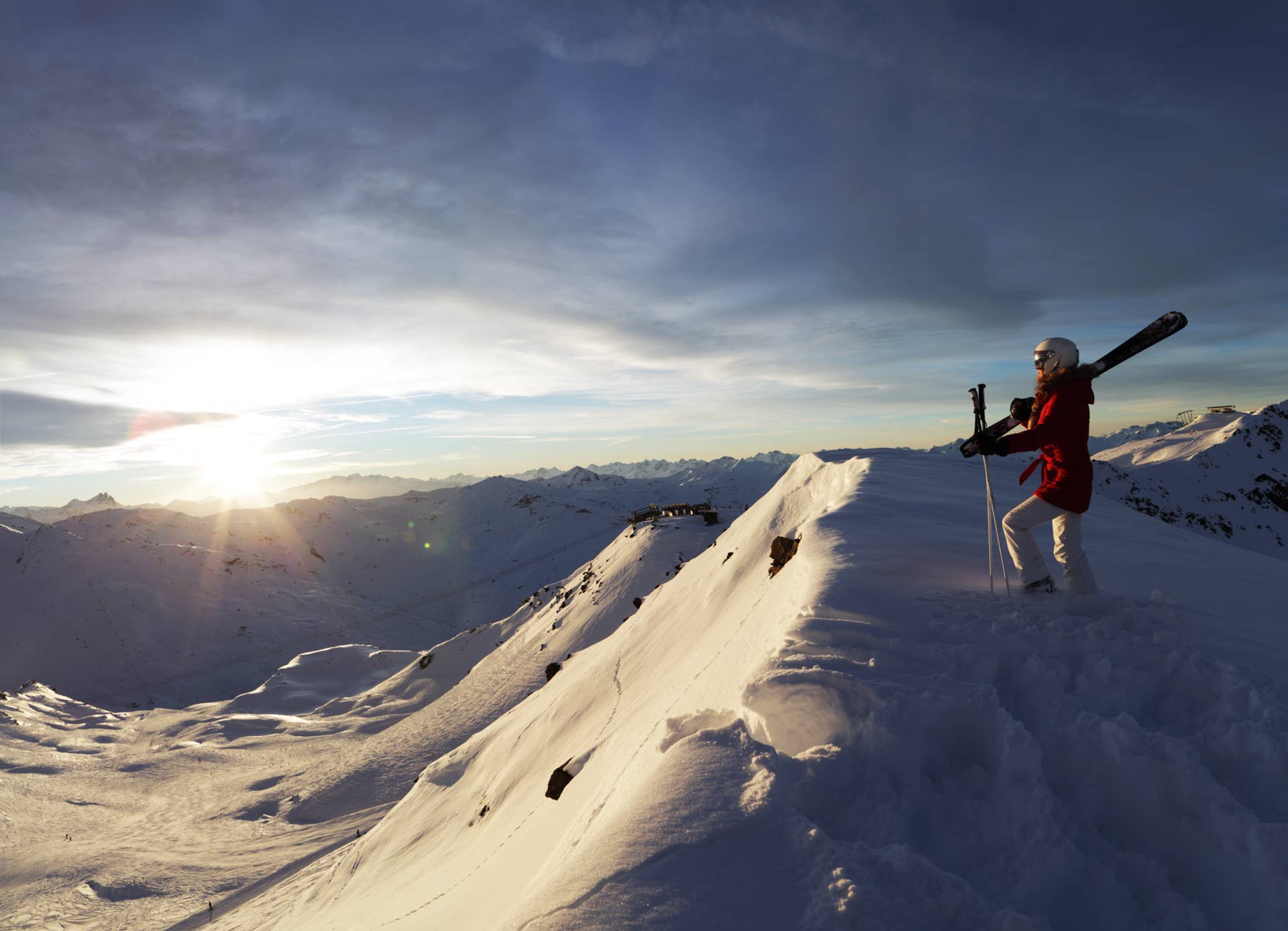 The 10 Best Ski-In, Ski-Out Bars in the World for the Wildest Après-ski ...