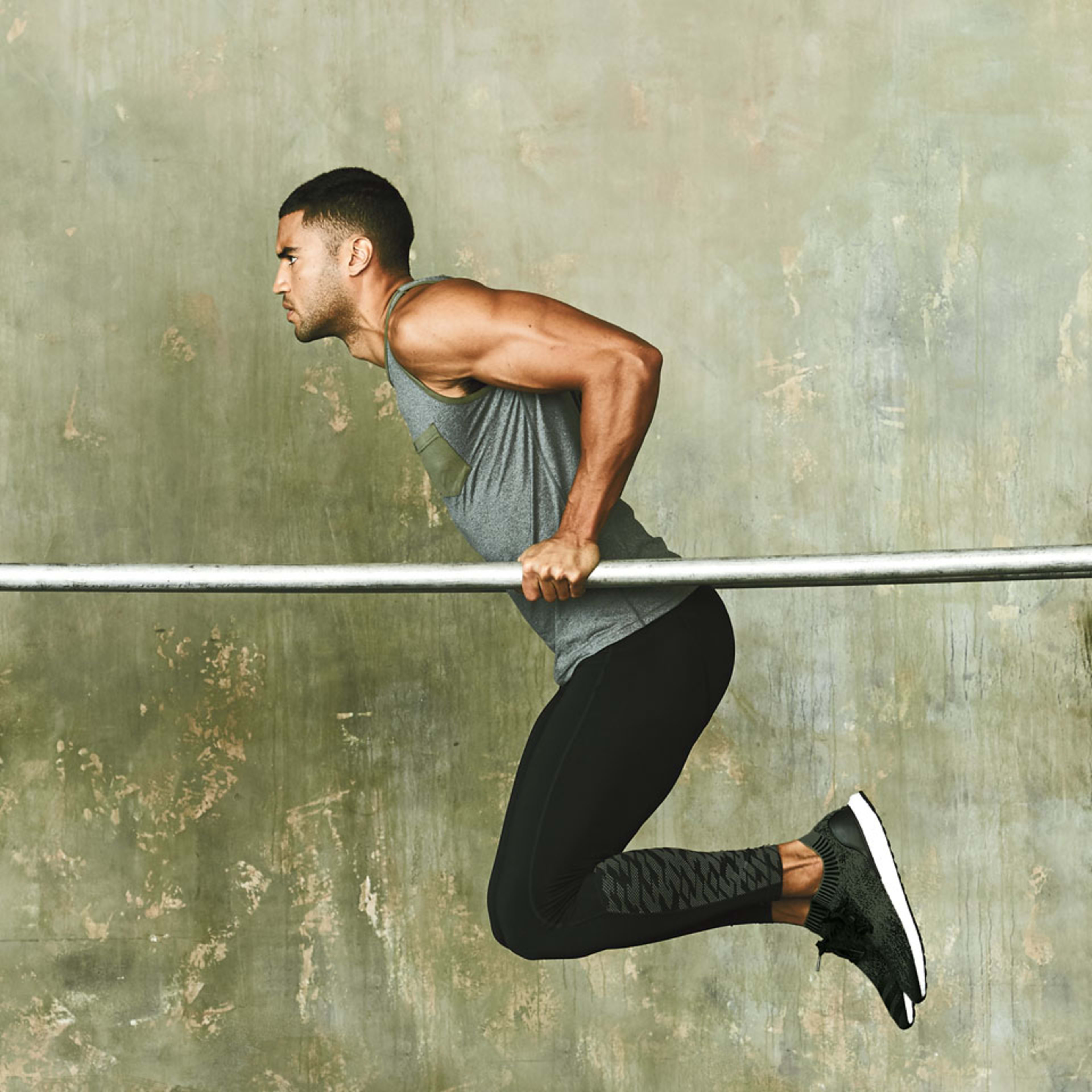 How to Build Stronger Arms With Triceps Extensions - Men's Journal